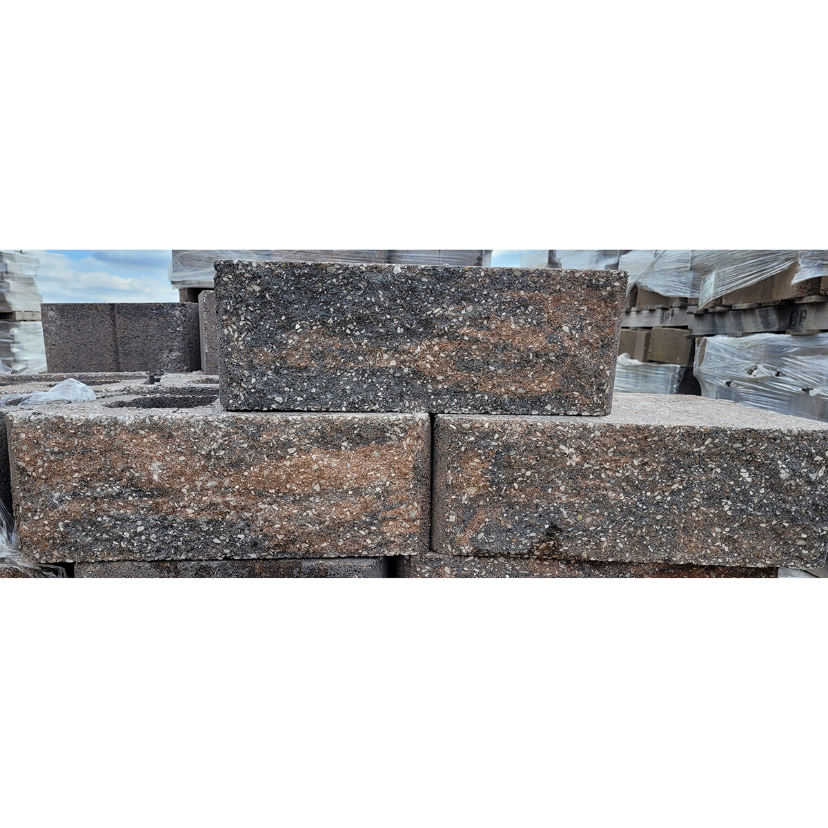 Anchor Diamond Pro Corner Oakstone 8 in. 18 in. x 9 in. (30 pc./pallet ...
