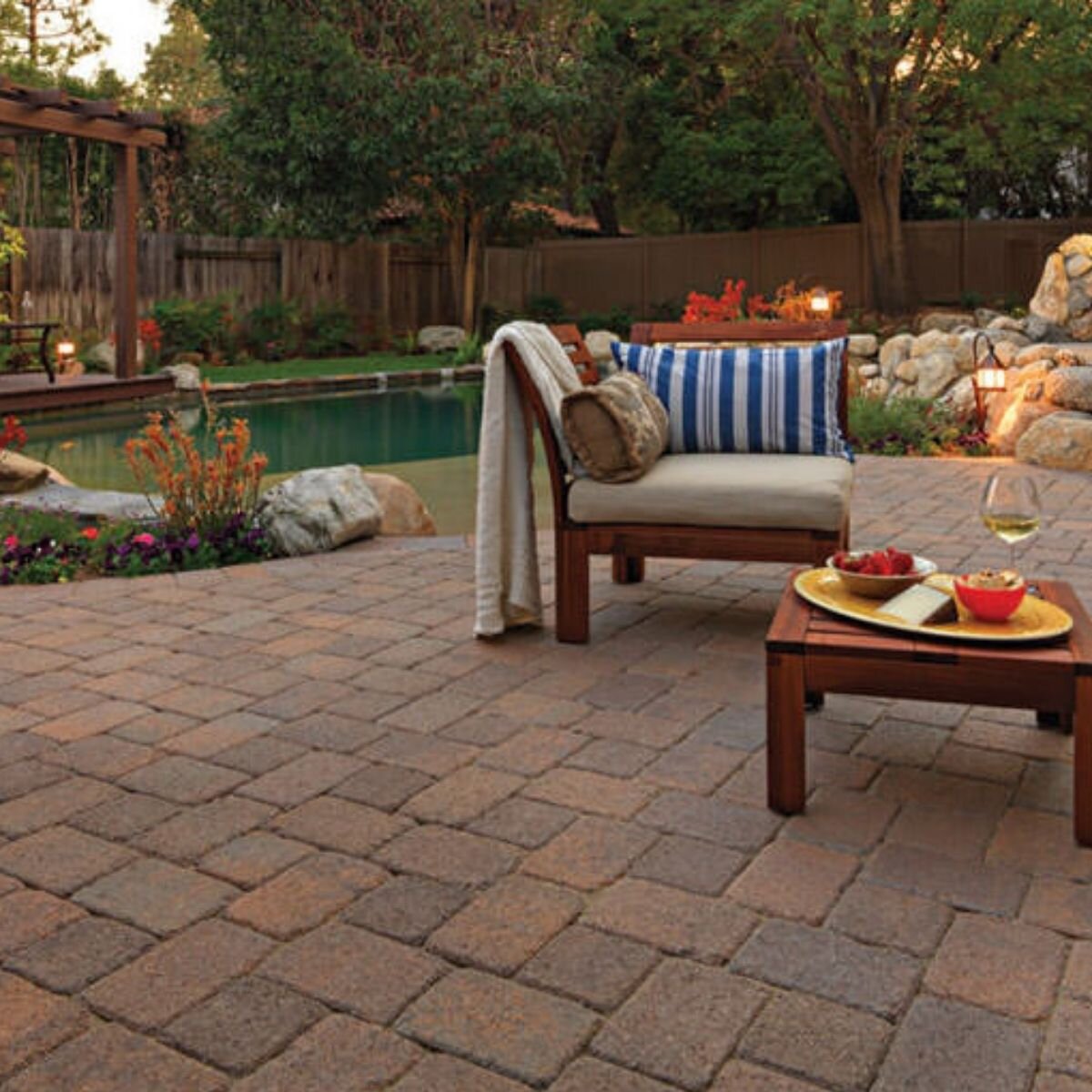 Angelus Antique Cobble I Paver Tuscan Tumbled 60 mm (130 sq. ft./pallet ...