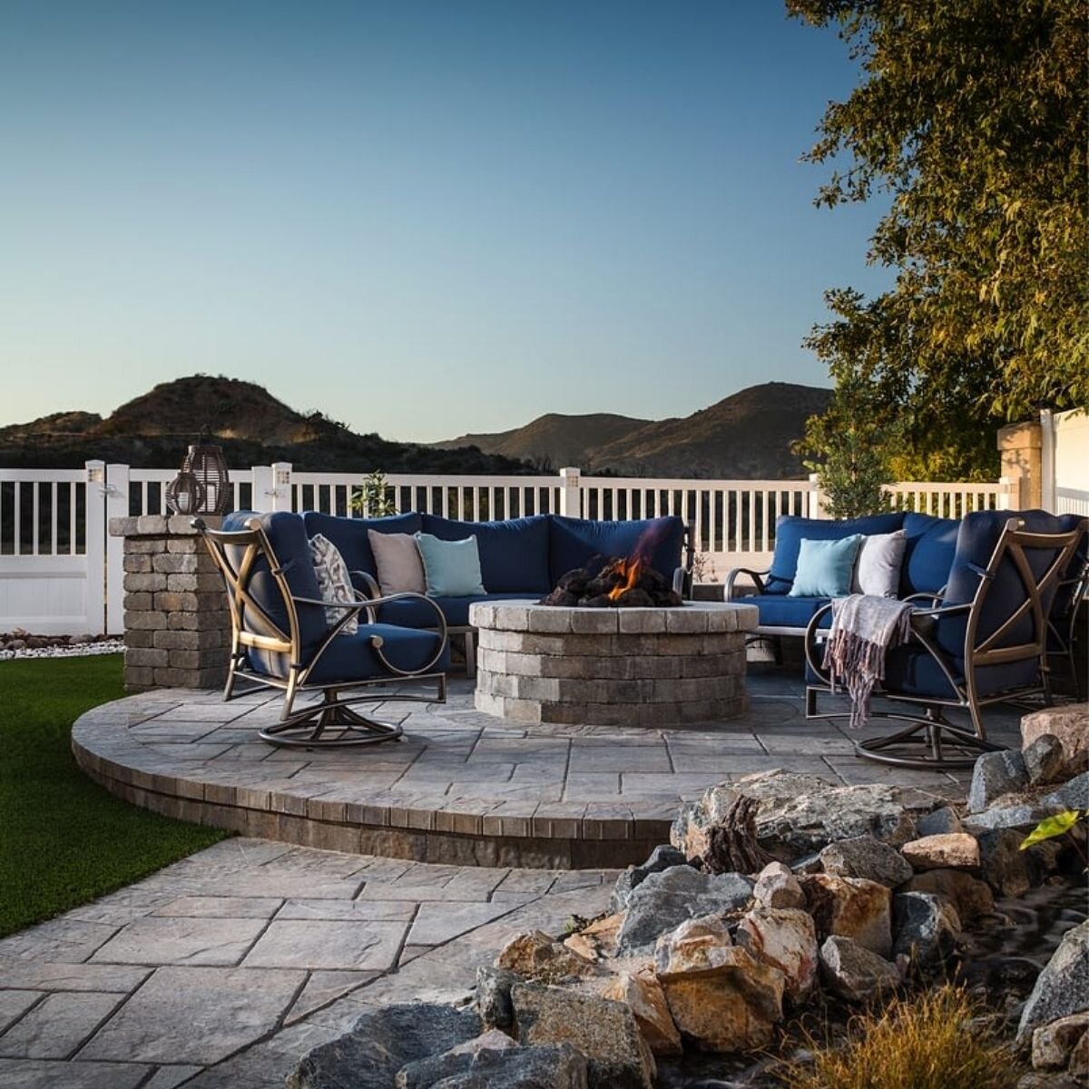 Belgard Weston Stone Universal Wall Block Misty Mountain 4 in. x 12 in ...