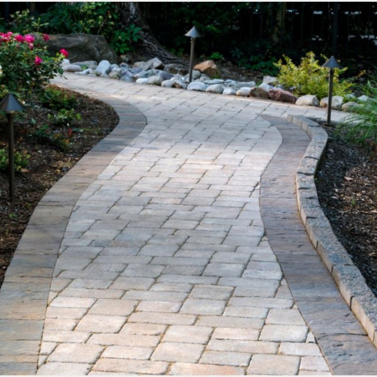 Belgard Dublin Cobble Paver Ardennes Gray 6 in. x 9 in. 60 mm (112.5 sq ...