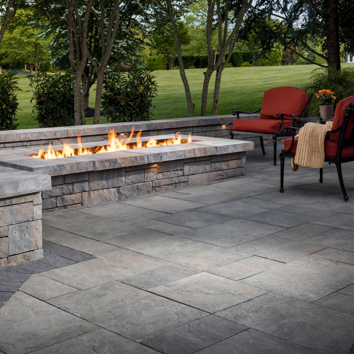 Belgard Origins 12 Paver Ash (120 sq. ft./pallet) | SiteOne US