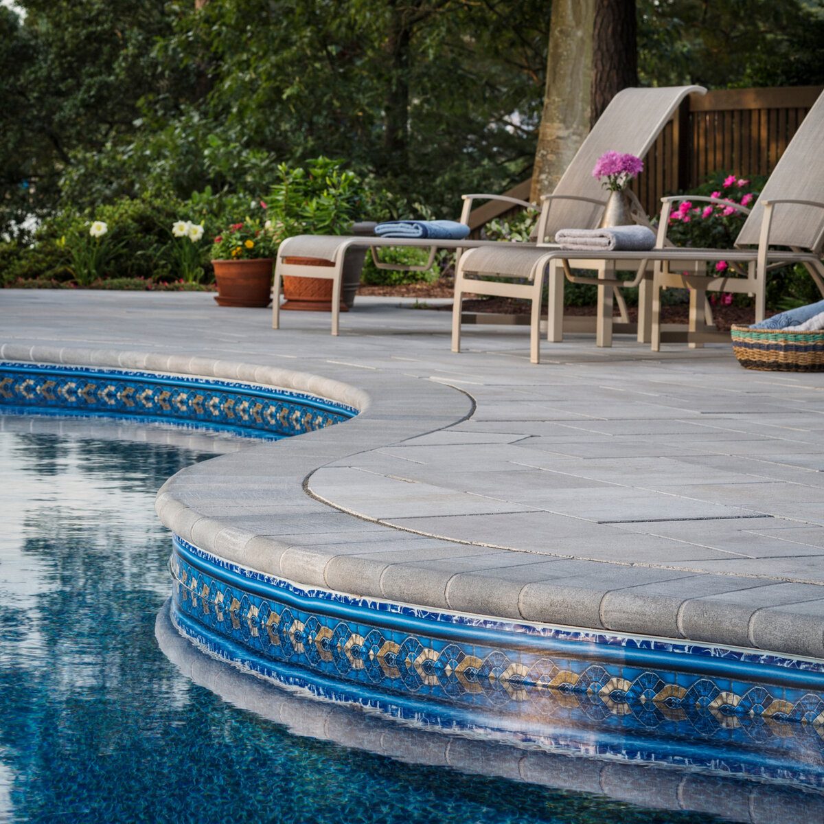 Belgard Eastwood Coping Slate 60 mm (168 pc./pallet) | SiteOne US