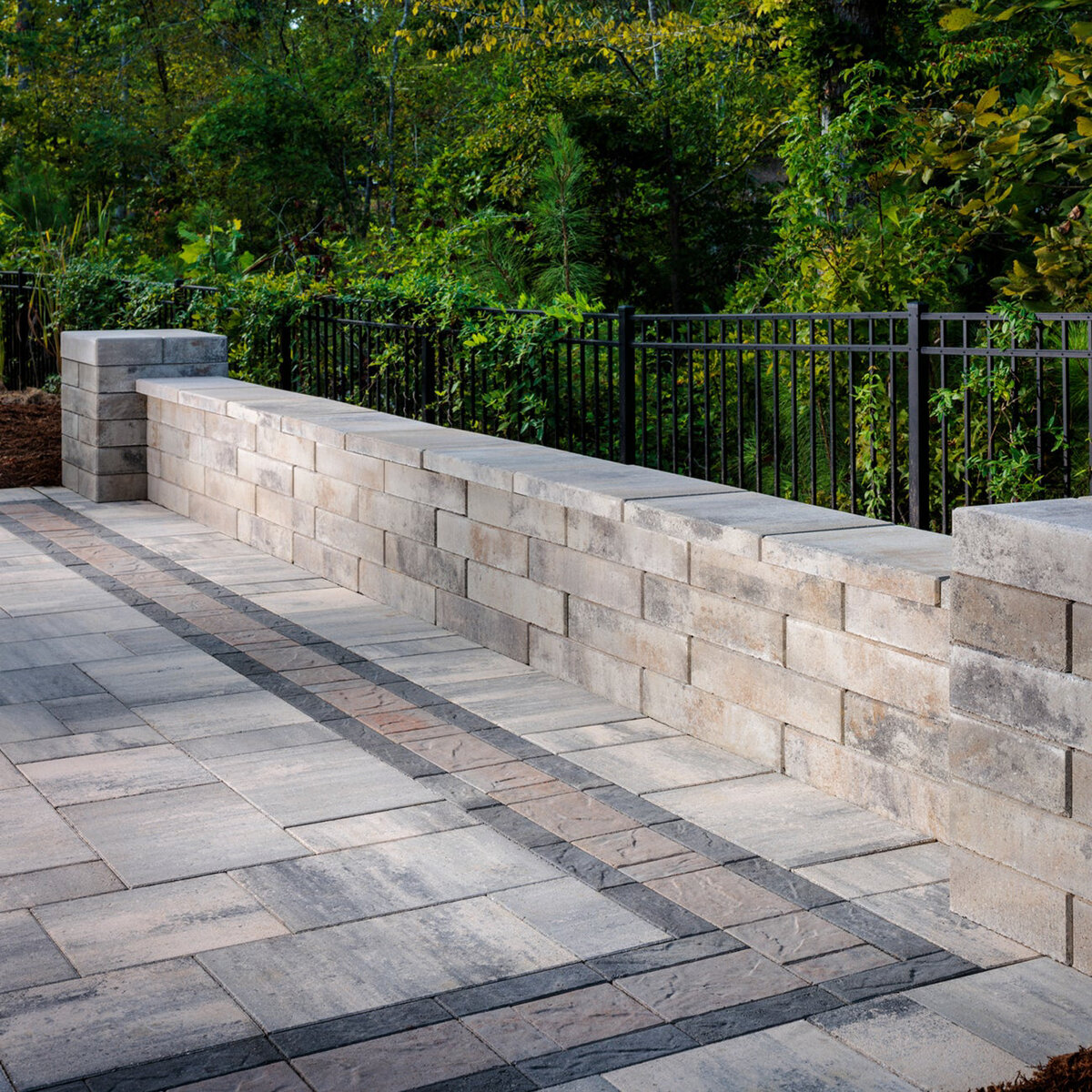 Belgard Melville Wall Block Bluestone 4 in. x 20 in. x 10 in. (26.9 sq ...