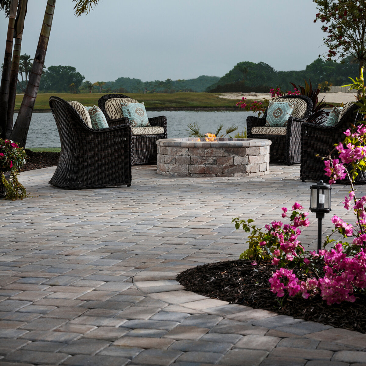 Belgard Appian Stone Paver Combo Knightsbridge 60 mm (103 sq. ft ...