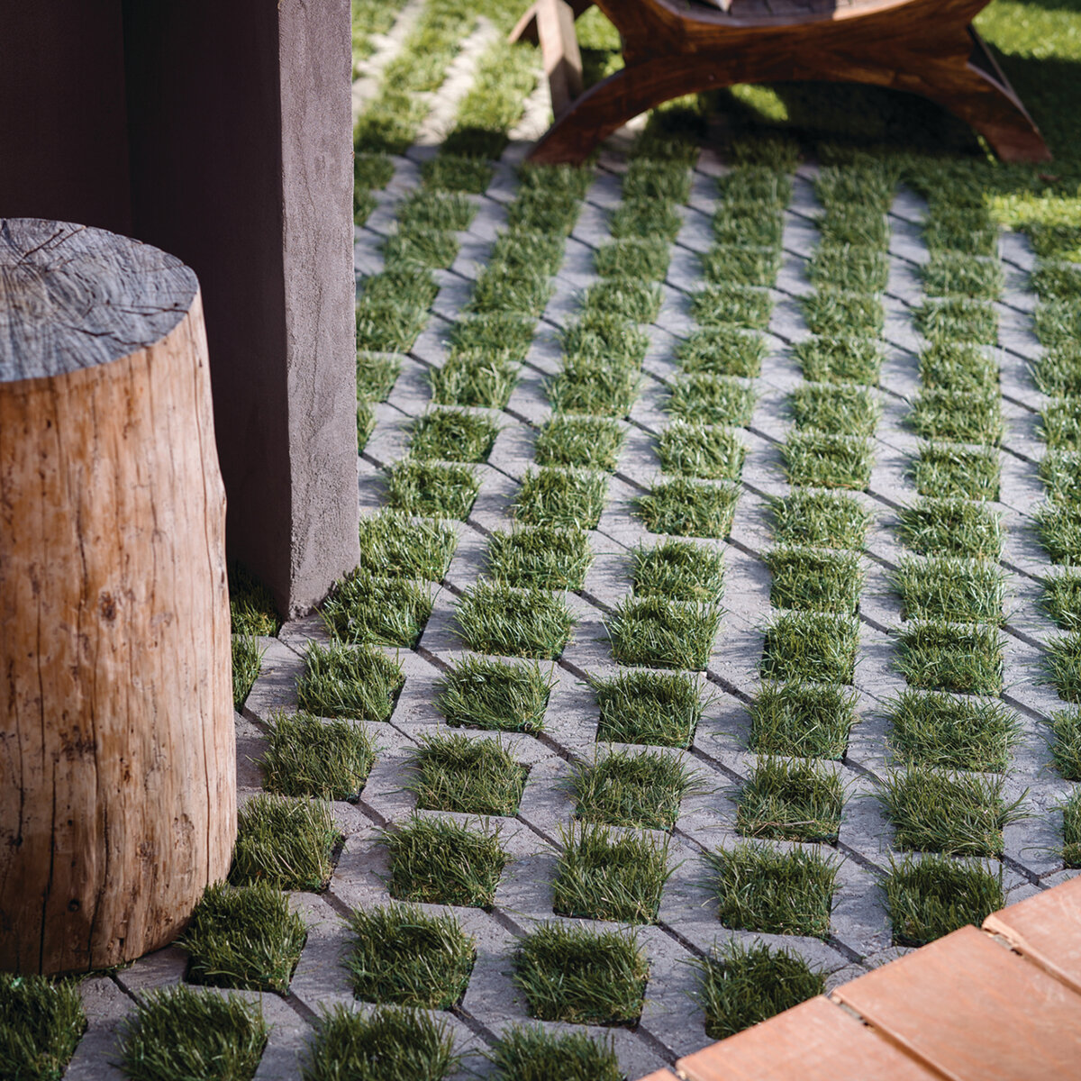 Belgard Turfstone Permeable Paver Gray 16 in. x 24 in. x 3-1/8 in. (50 ...
