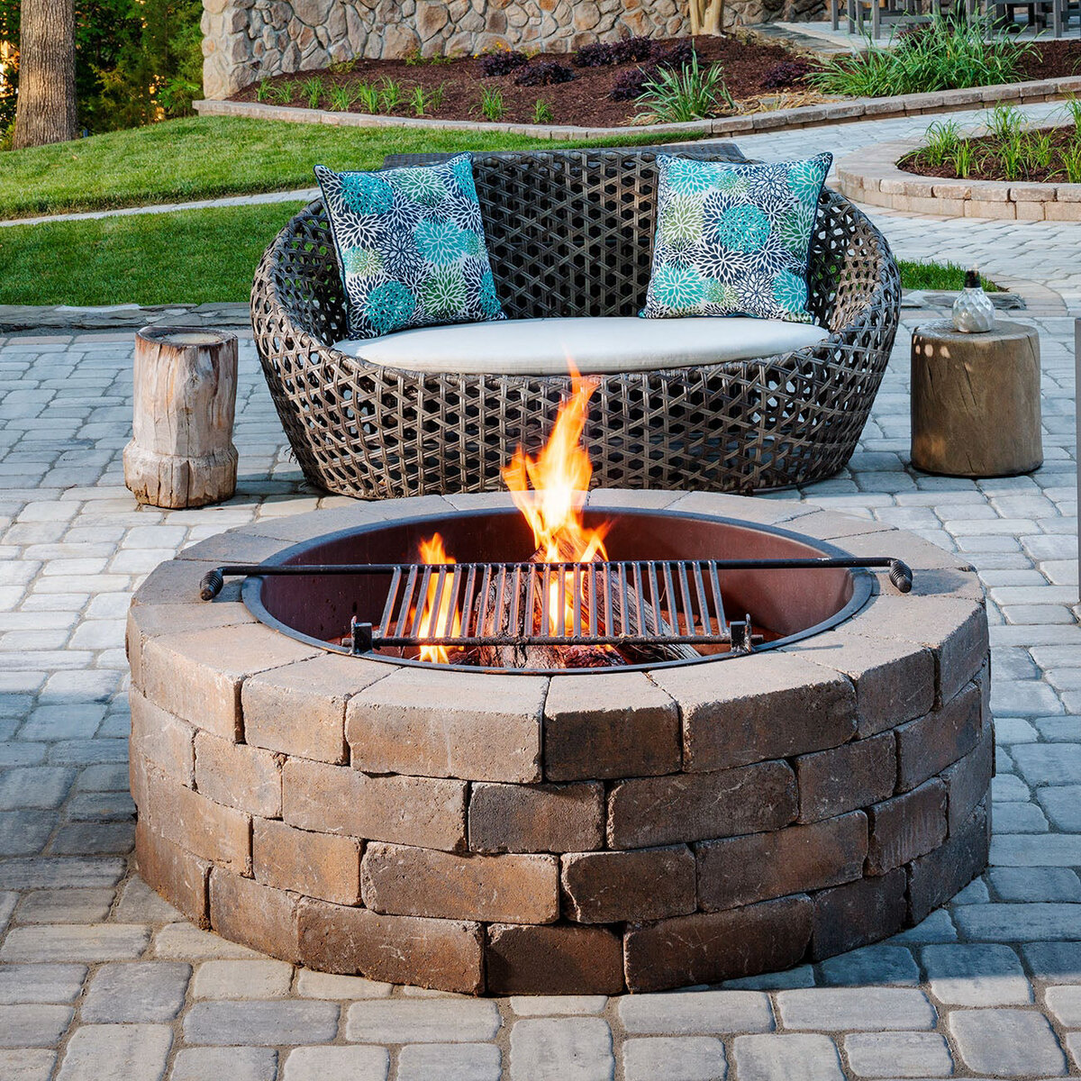 Belgard Weston Fire Pit Round Kit Avondale 39 in | SiteOne US
