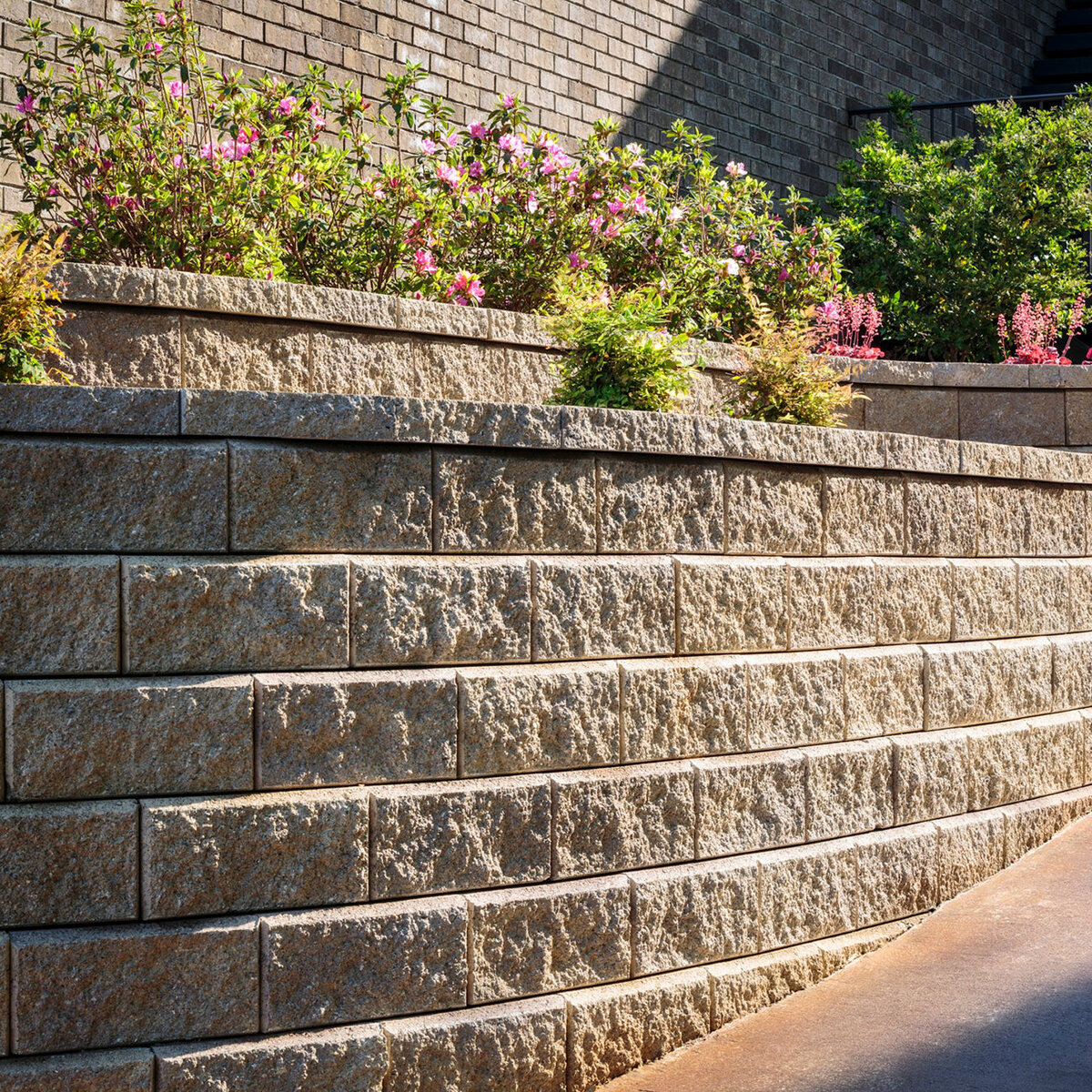 Belgard Allan Block Classic Wall Block AB Collection Gray 8 in. x 18 in ...