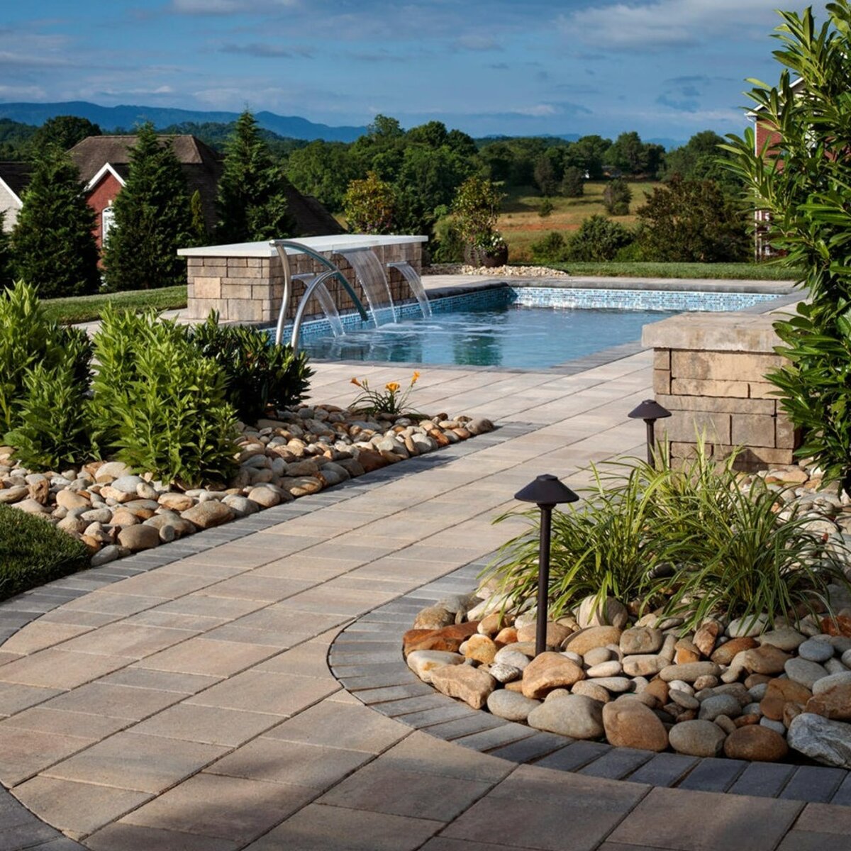 Belgard Holland Stone Paver ADA Red 4 in. x 8 in. 60 mm (120 sq. ft ...