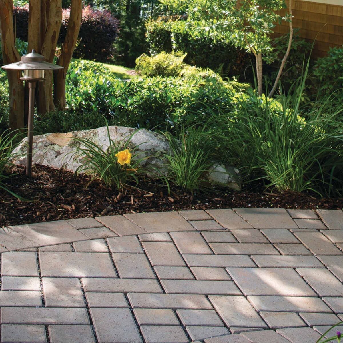 Belgard Aqualine Permeable Paver Rio 4-1/2 in. x 9 in. (90 sq. ft ...