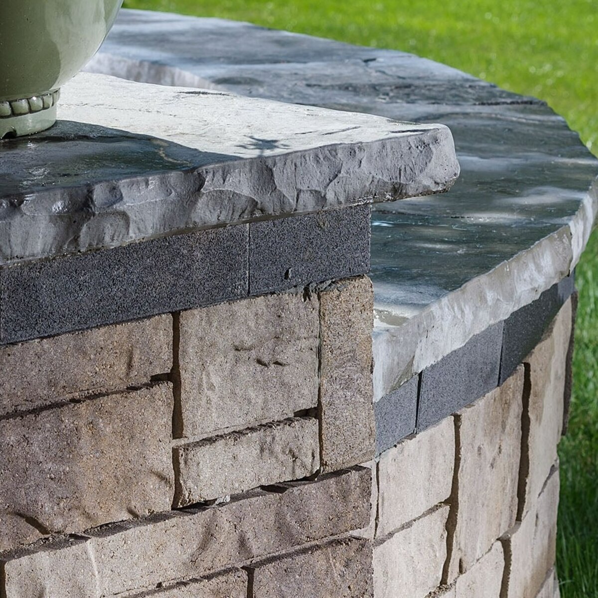 Belgard Esplanade Smooth Pillar Cap Slate Gray 25 in. x 25 in. (8 pc ...