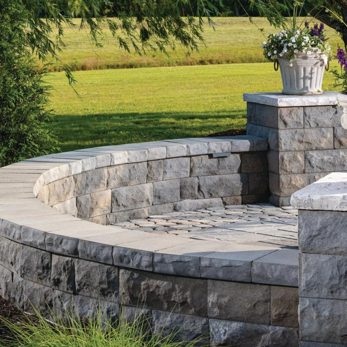 Belgard BelAir Wall End Ashwood 6 in. x 8 in. x 11 in. (42 pc./pallet ...