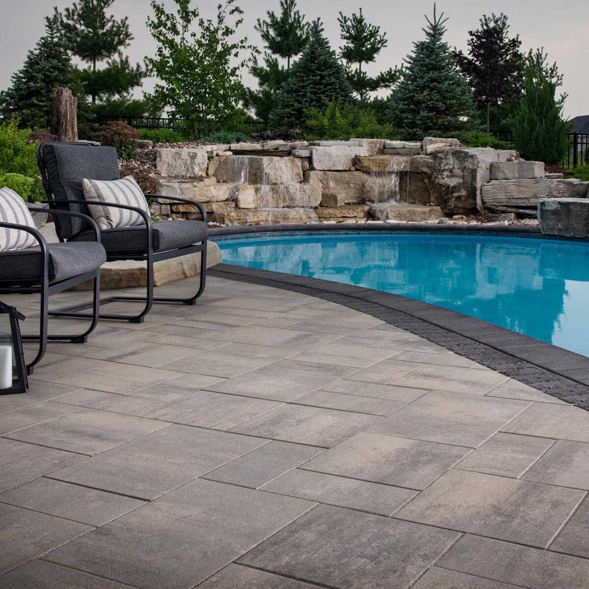 Belgard Dimensions 12 Paver w/ Durafusion Shaded Gray 60 mm (120 sq. ft ...