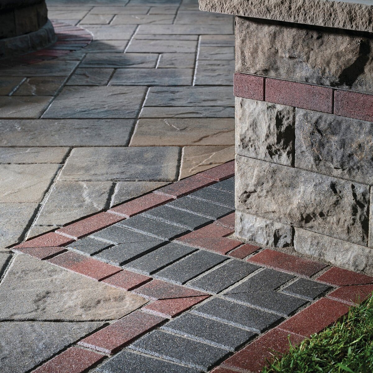 Belgard Holland Stone Paver 4 in. x 8 in. Midnight 60 mm (120 sq. ft ...