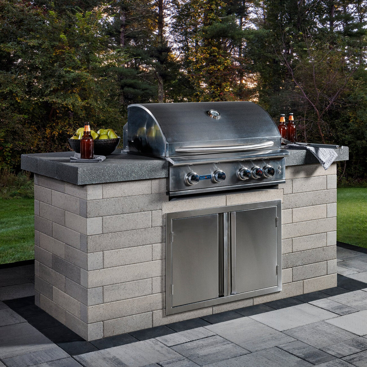 Belgard Melville Grill Island Natural Gas Scandina Gray/Midnight (1 ea ...