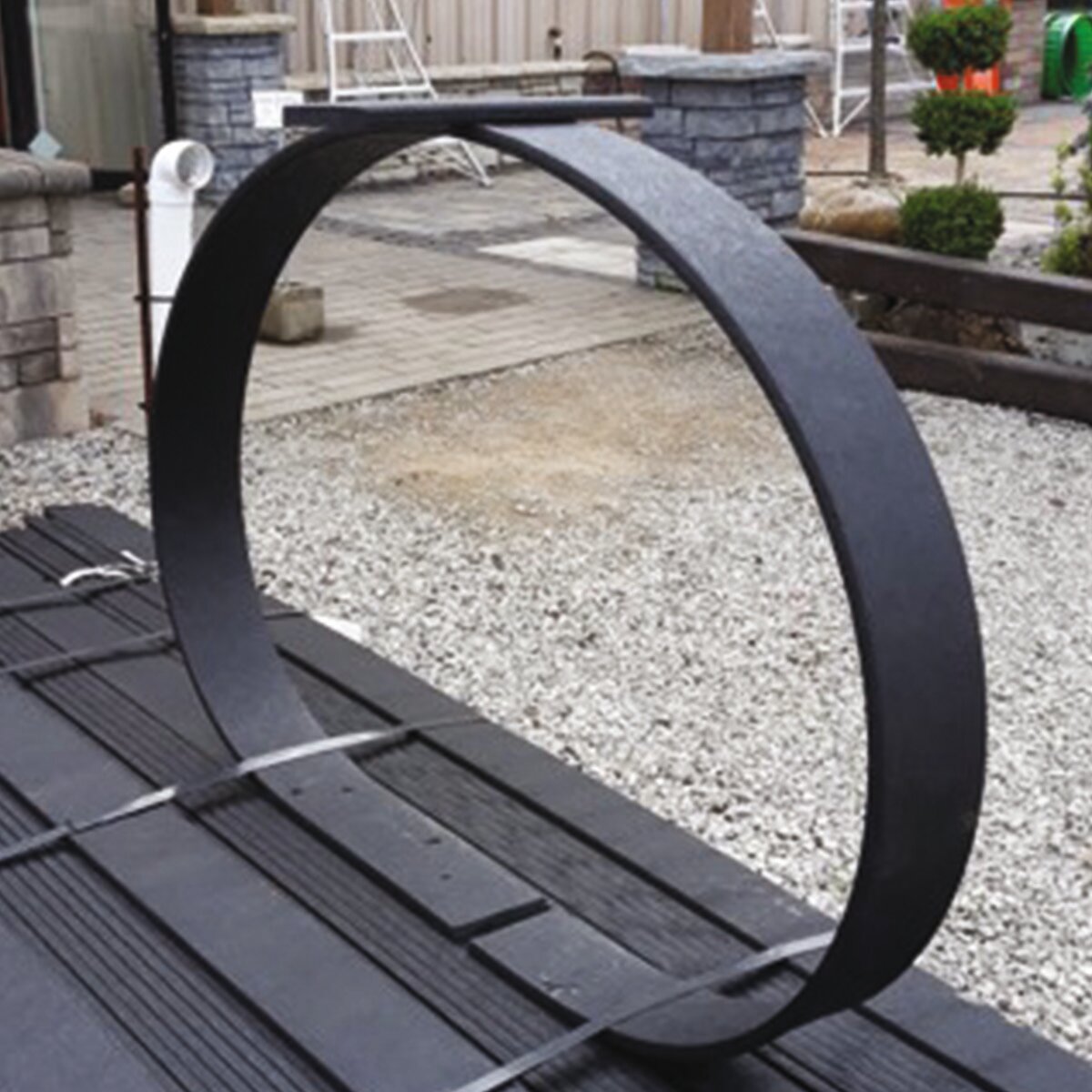 BestPLUS G-Grade Synthetic Landscape Timber Black 1 in. x 6 in. x 12 ft ...