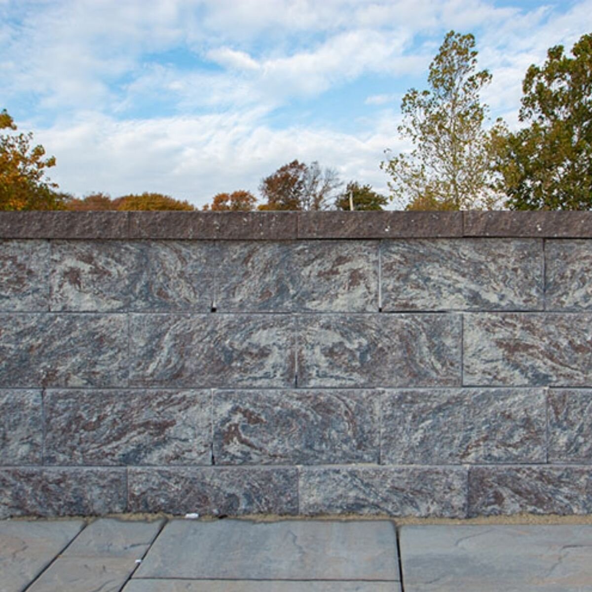 Cambridge Olde English Wall Double-Sided Tumbled Limestone Quarry Blend ...