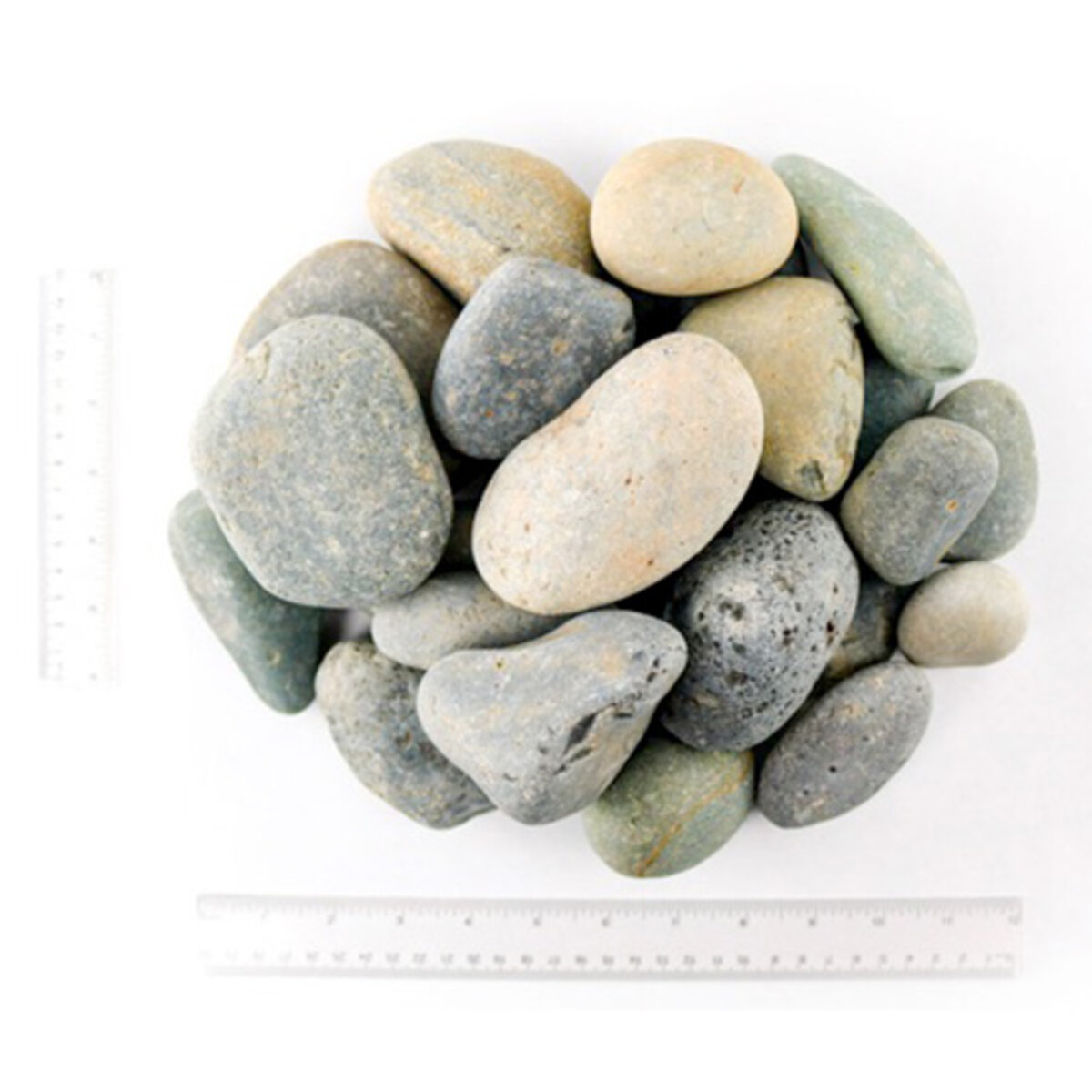 Palletized Mexican Beach Pebbles Black 2 - 3 in | SiteOne US