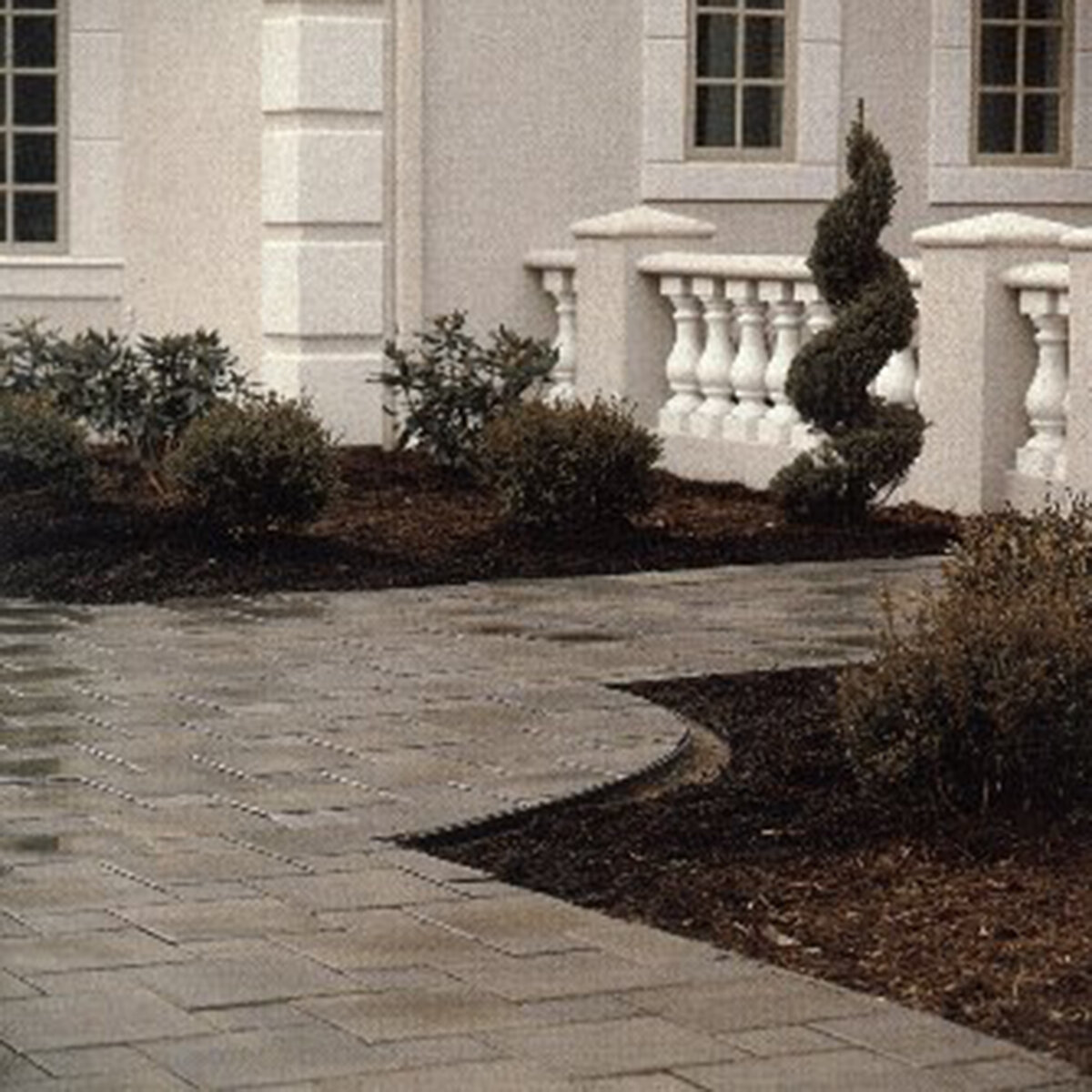 Dimex EdgePro Low Profile Flex Paver Restraint 1.2 in. x 7.5 ft ...