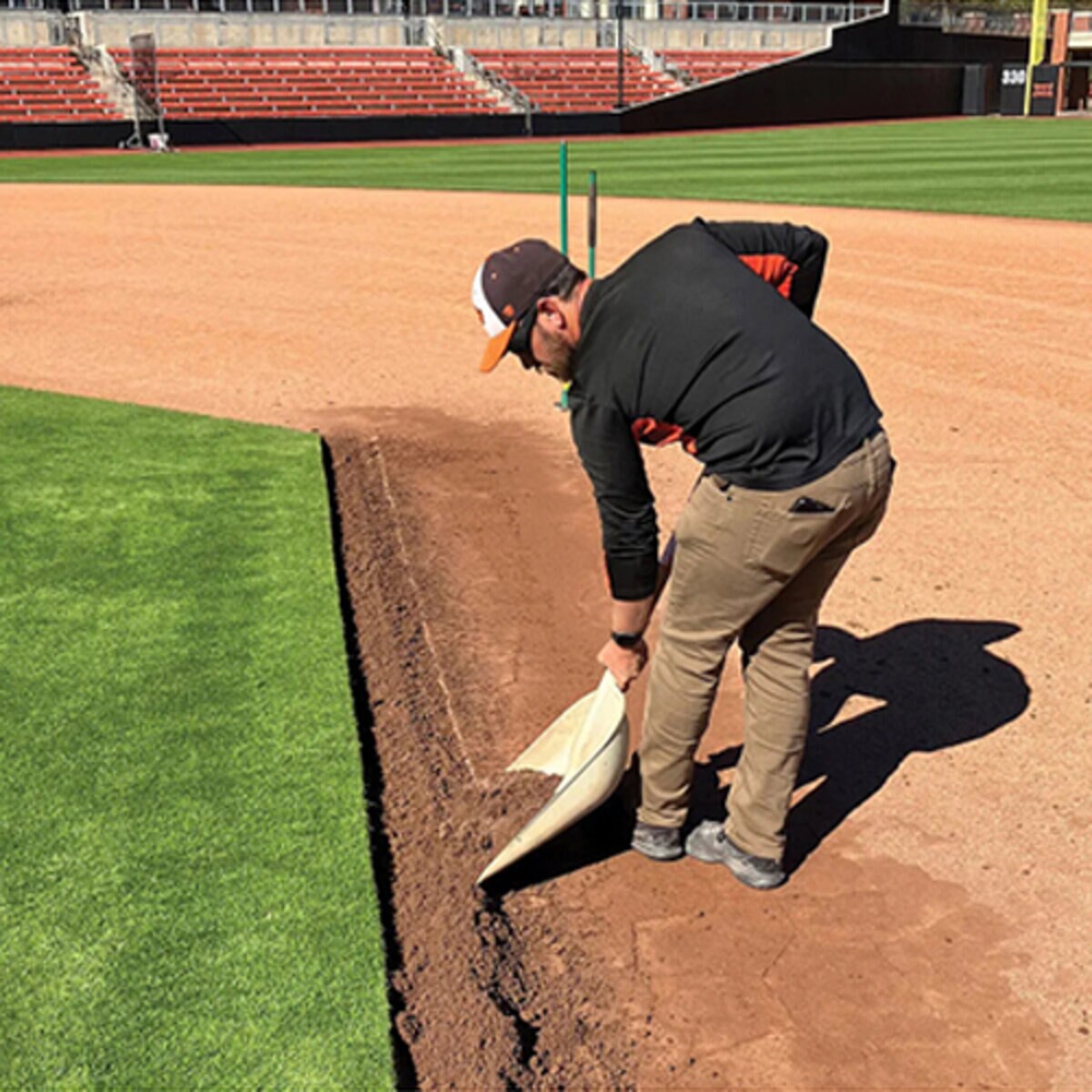 DuraEdge HydroPro Infield Mix 2000 lb. Super Sack | SiteOne US