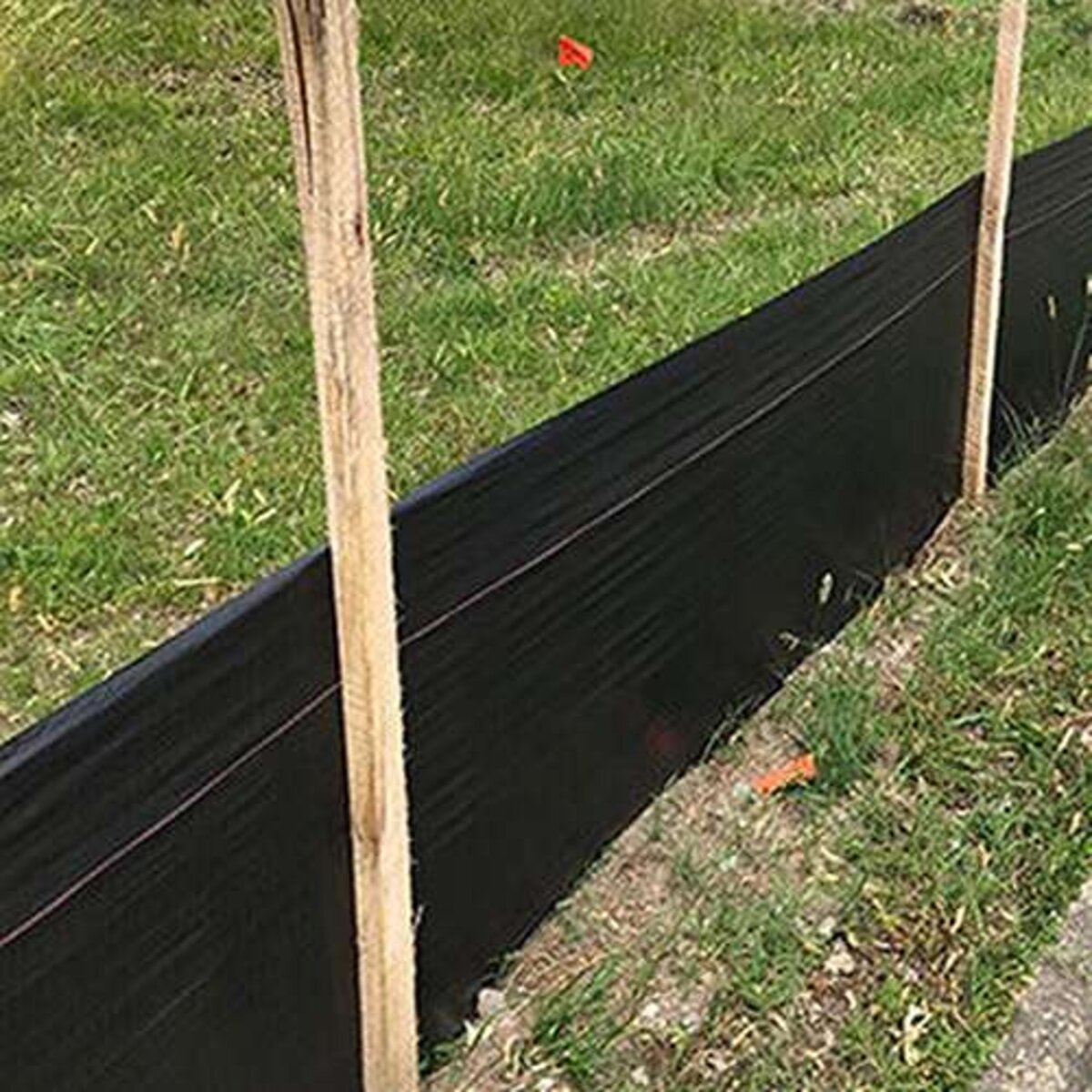 Hanes 3 ft. x 100 ft. w/ 24 ft. x 100 ft. Commercial Wire Backed Silt ...