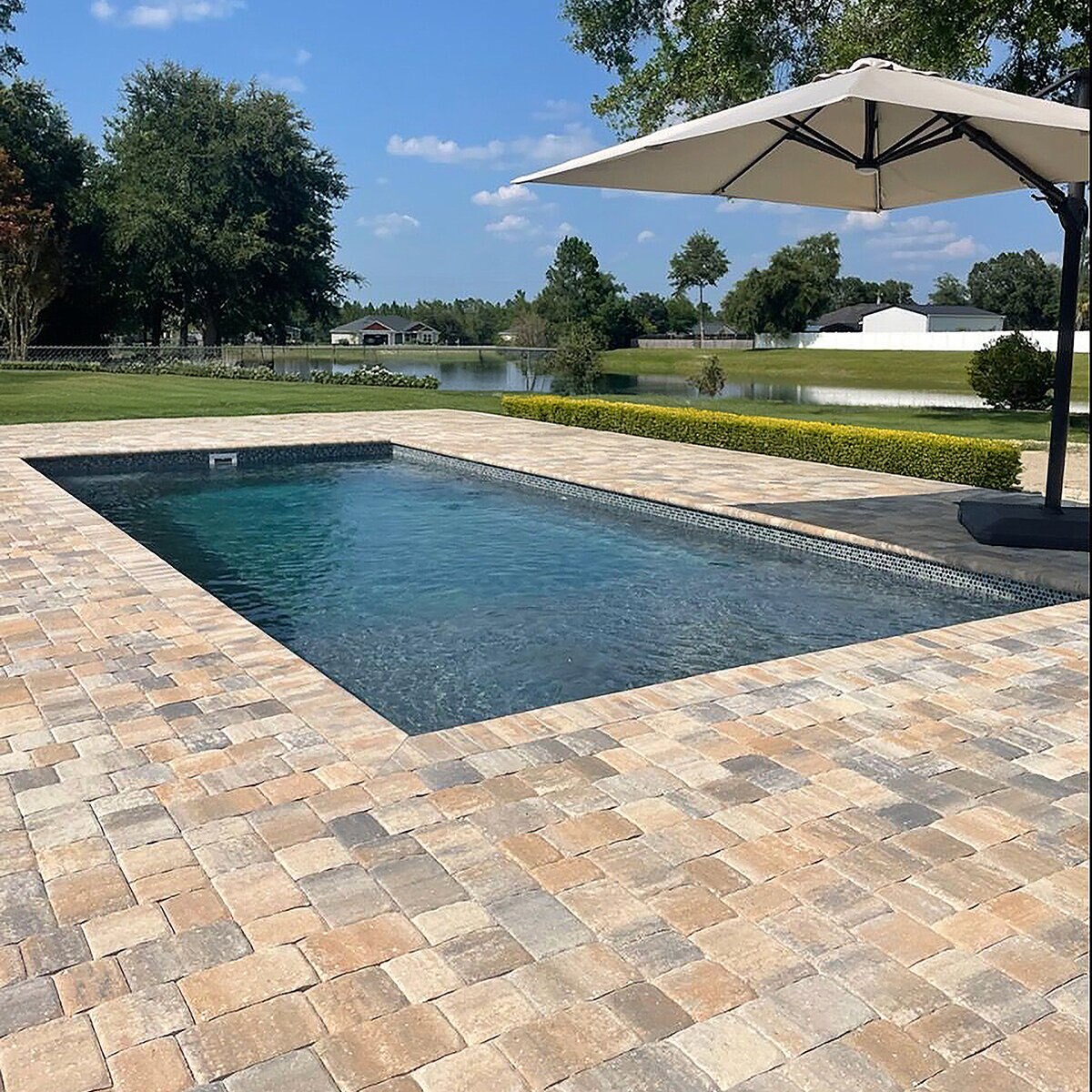 Keystone Pool Coping Cream/Beige/Charcoal 60 mm 3-5/9 in. x 9 in. x 2-3 ...