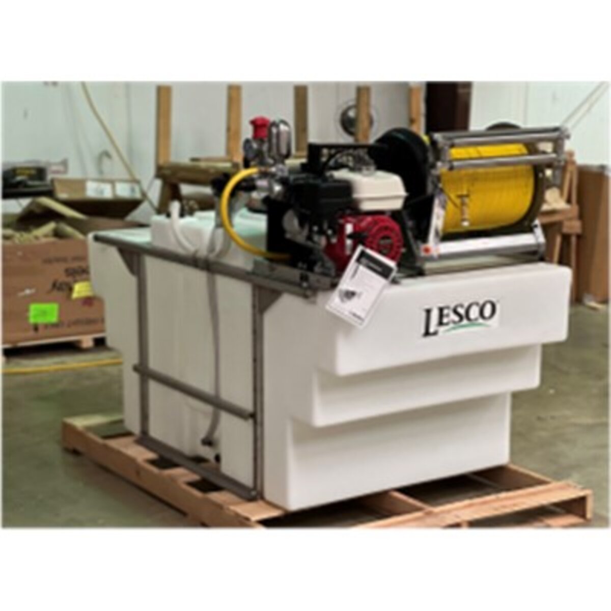 LESCO SpaceSaver Sprayer w/ Hose, 300 gal. Electric Reel, Roller Guides ...