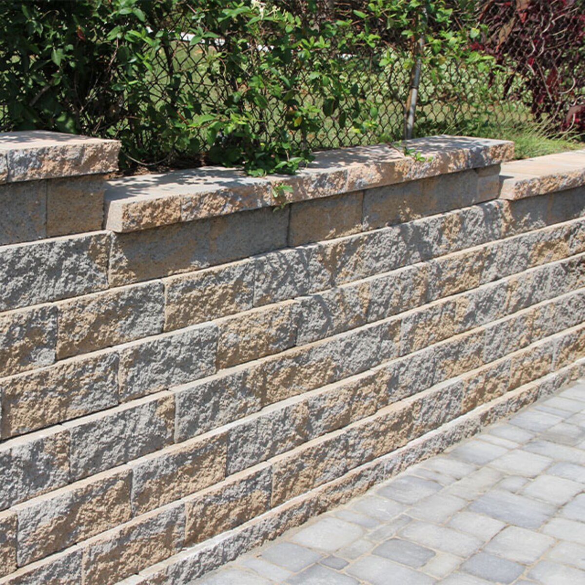 Nicolock Alta Wall Charcoal/Bluff 6 in. 6 in. x 16 in. x 12 in. (26.6 ...