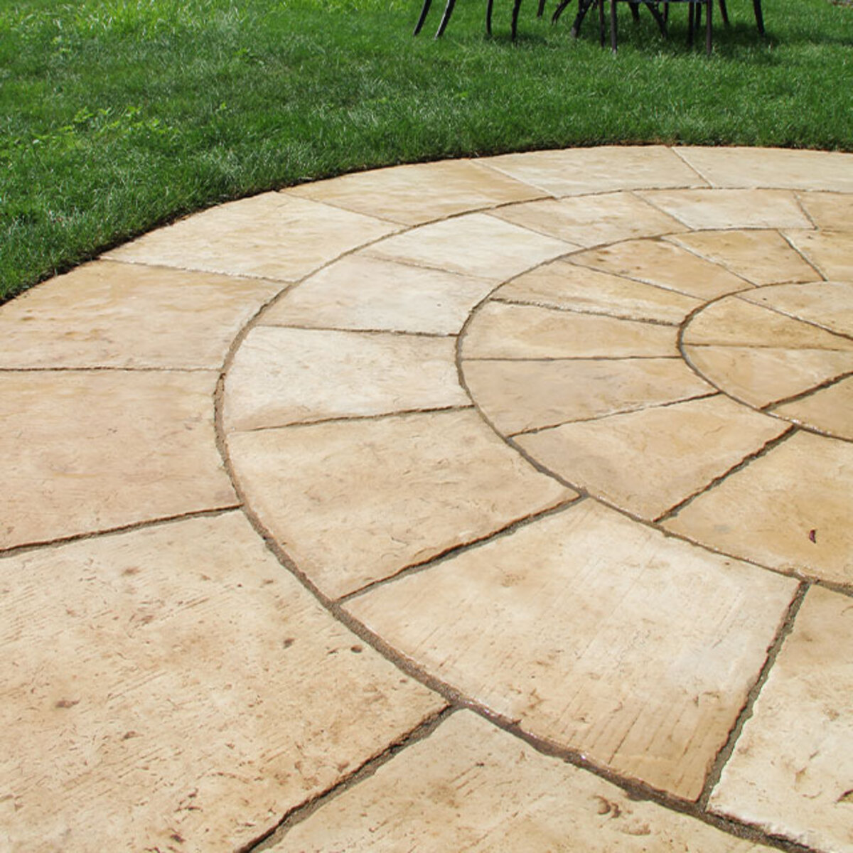 Nicolock Bradstone Old Town Small Circle Pack Bluestone (64 sq. ft ...