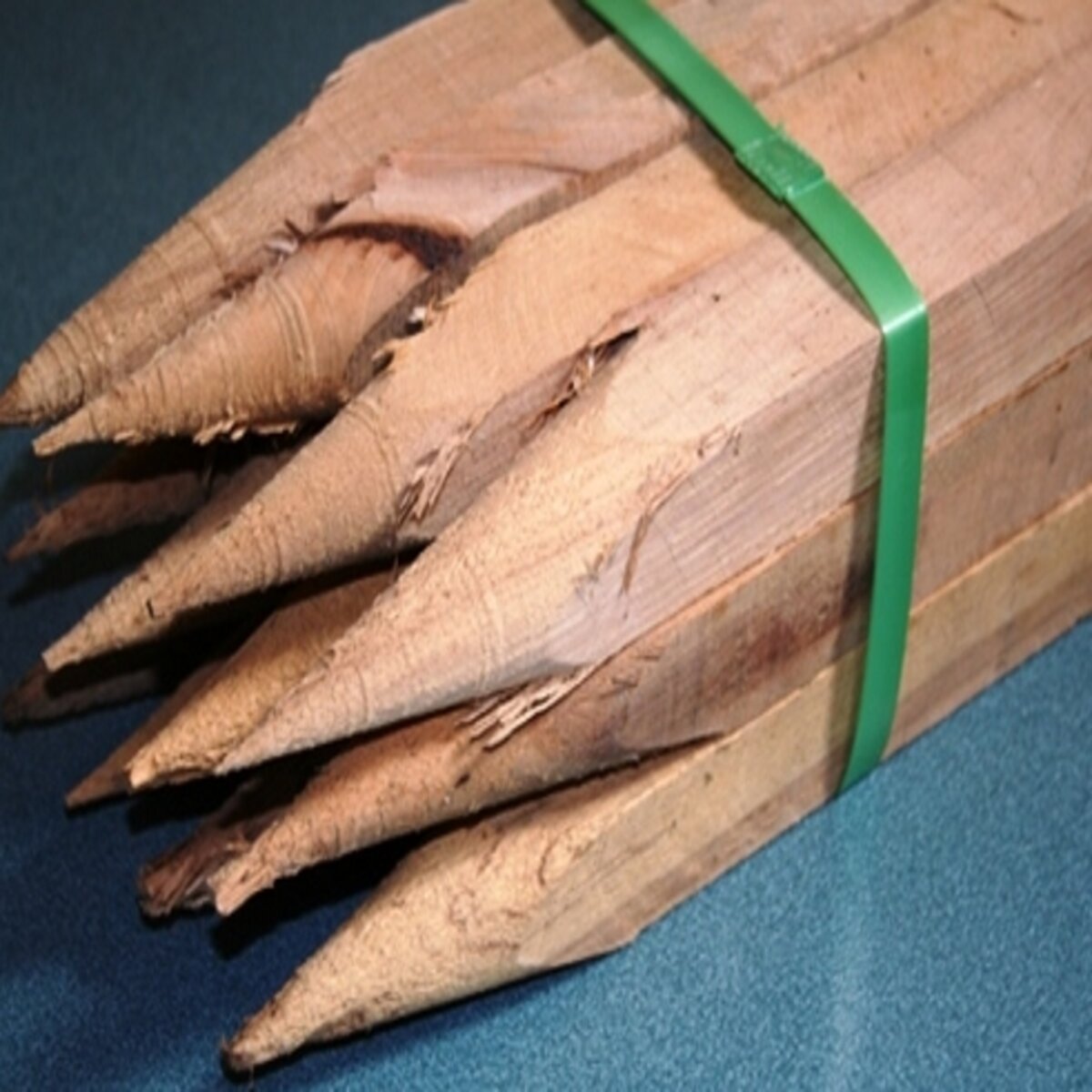 Tree Stake Untreated Oak 2 in. x 2 in. x 3 ft | SiteOne US