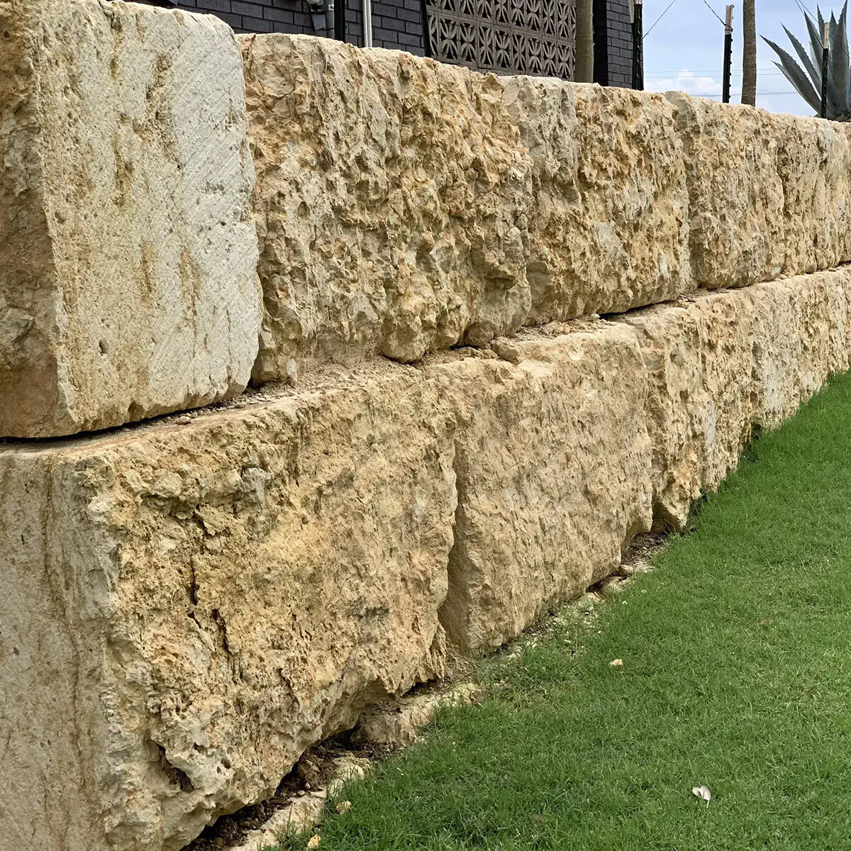 Limestone Butterstick Blocks 2 ft. x 2 ft. x 5 ft. ea | SiteOne US