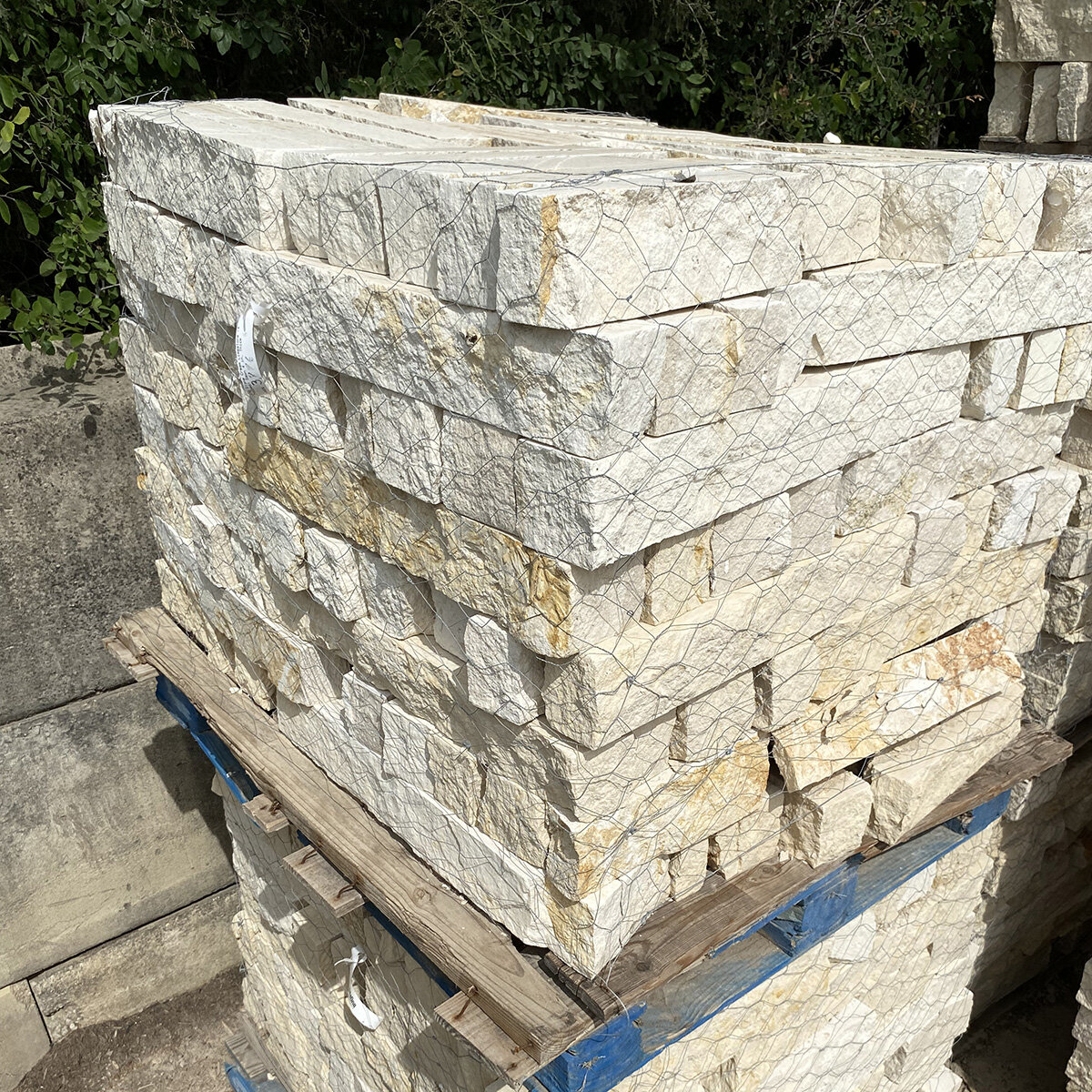 Building Stone Cream Limestone (4 in. Chopped) Sawn 4 in. Thick ...
