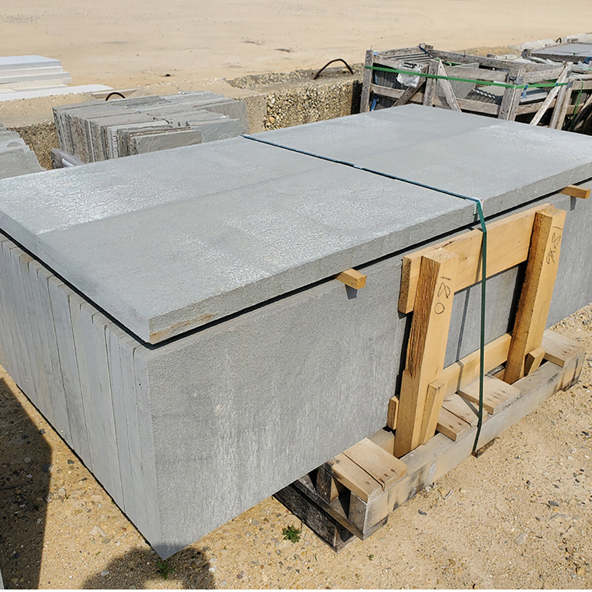 Tread Bluestone Select Blue Thermal 2 in. x 18 in. x 72 in | SiteOne US