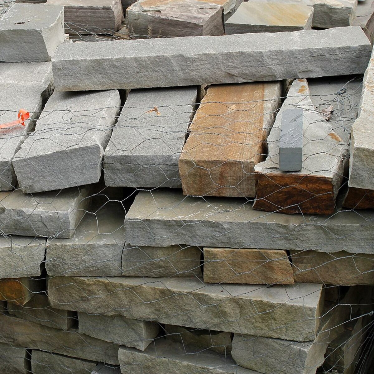 Drywall Arkansas Blue Sandstone (6 in. Chopped) 4 in. Thick | SiteOne US