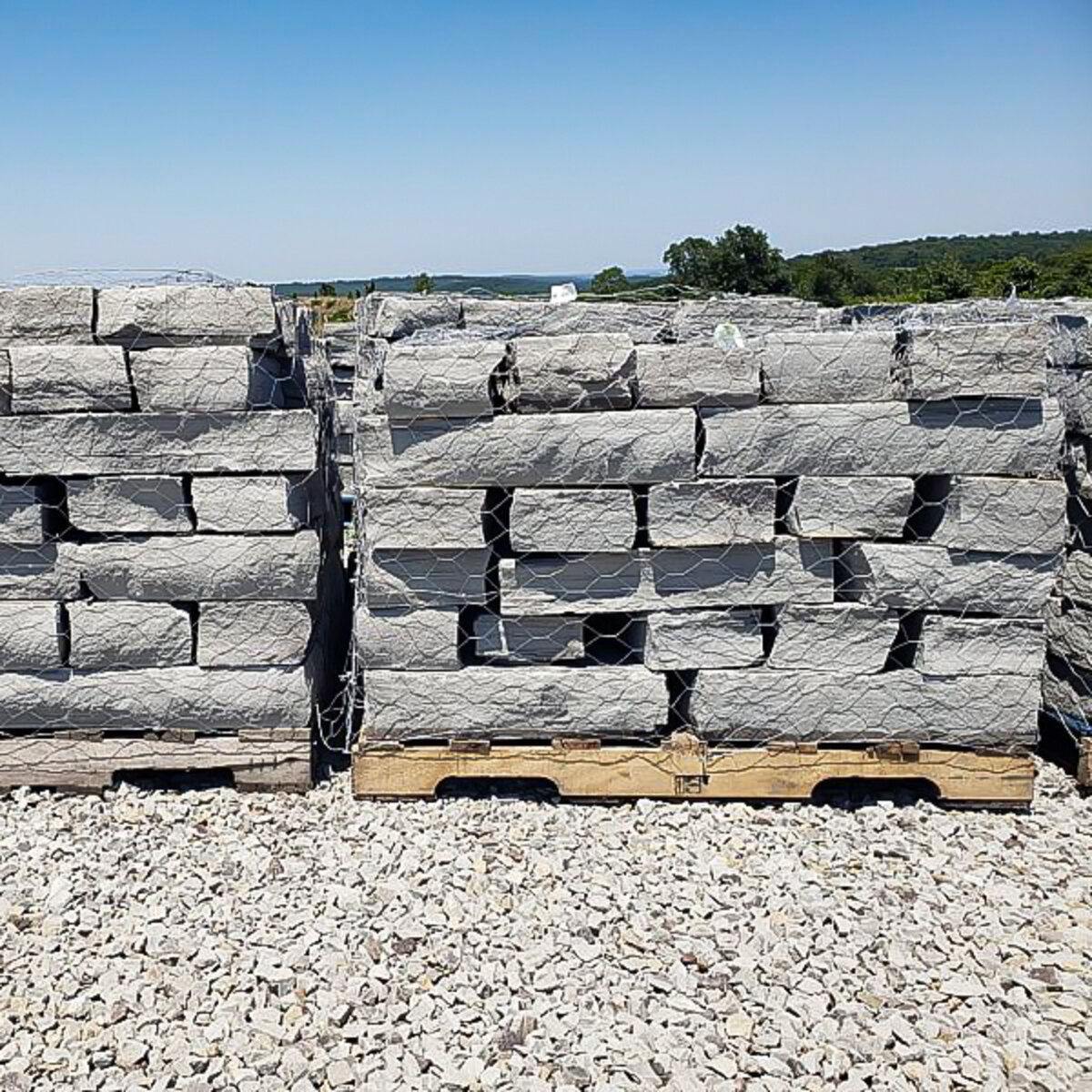 Drywall Oklahoma Blue Sandstone (8 in. Chopped) 3 - 5 in | SiteOne US