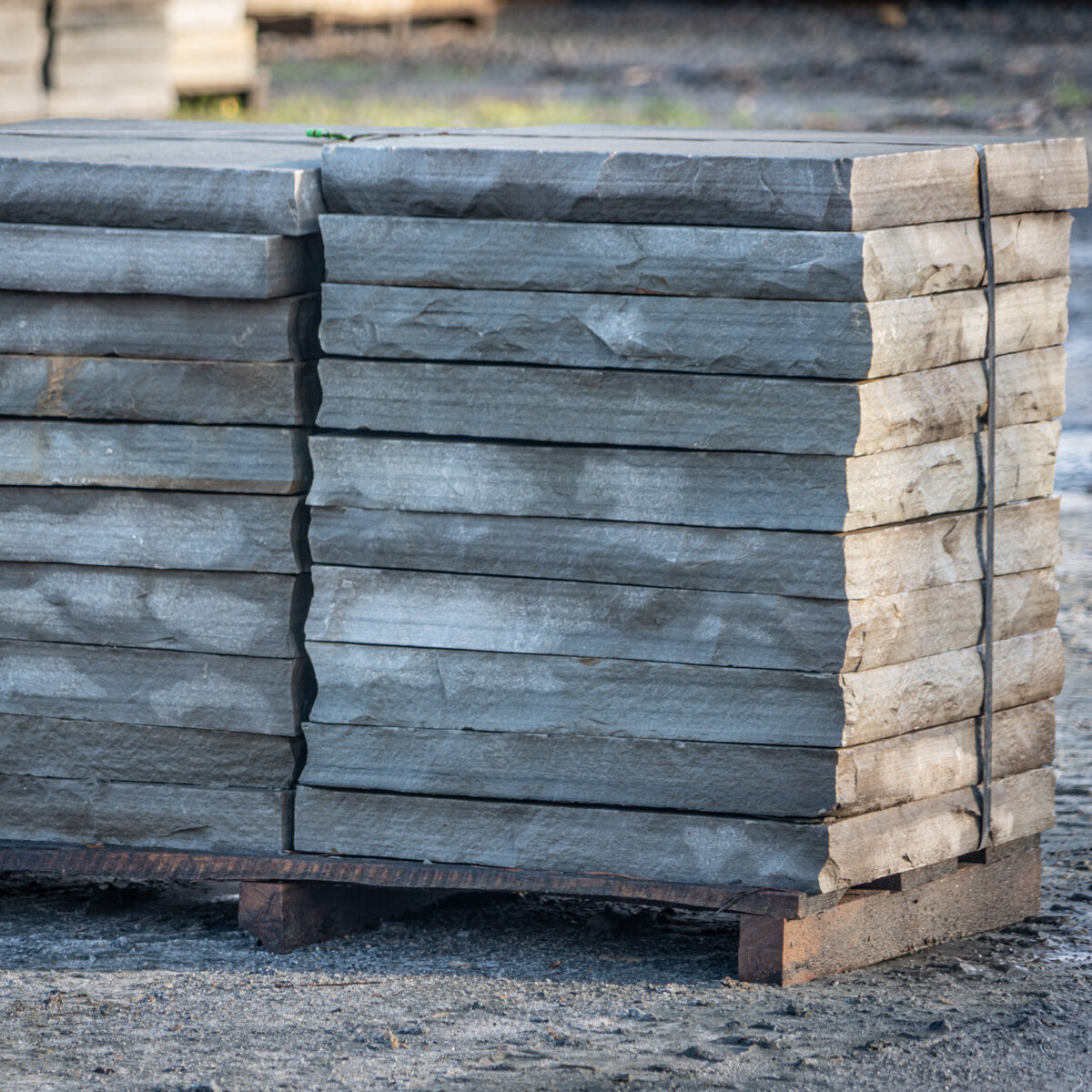 Squared Tennessee Blue/Gray Snapped Edges 24 in. x 24 in | SiteOne US