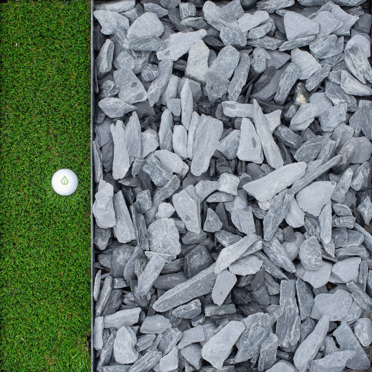 Bulk Black Slate Chips Decorative Aggregate L-57 (1/2 - 1 in.) | SiteOne US