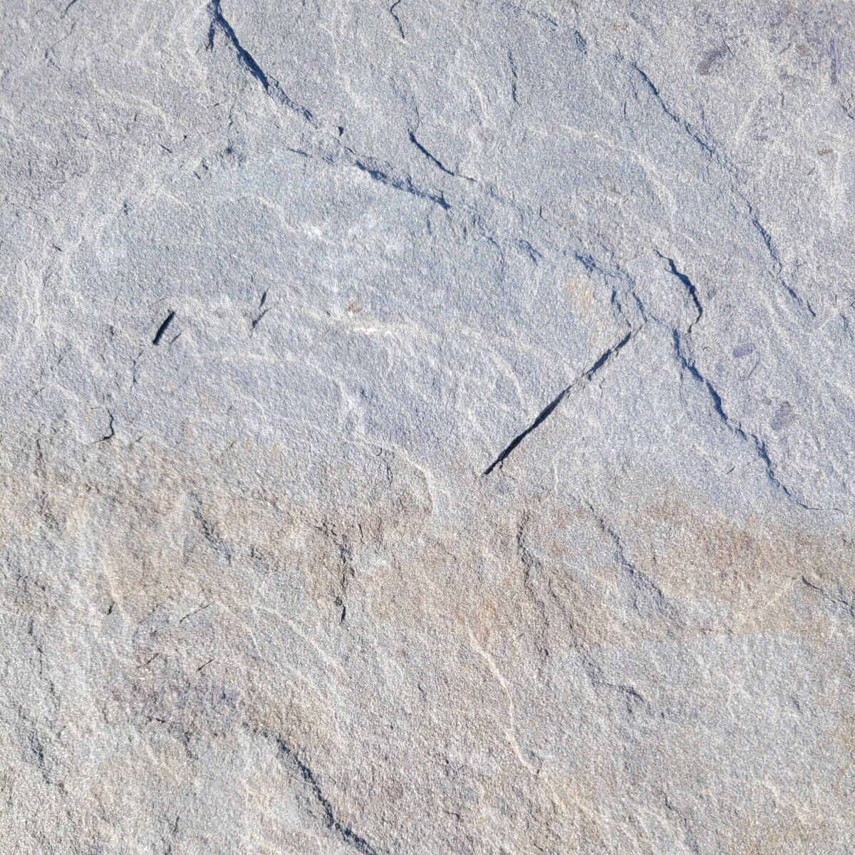 Dimensional Bluestone Full Color Natural Cleft 1 1/2 in. x 30 in. x 36 ...