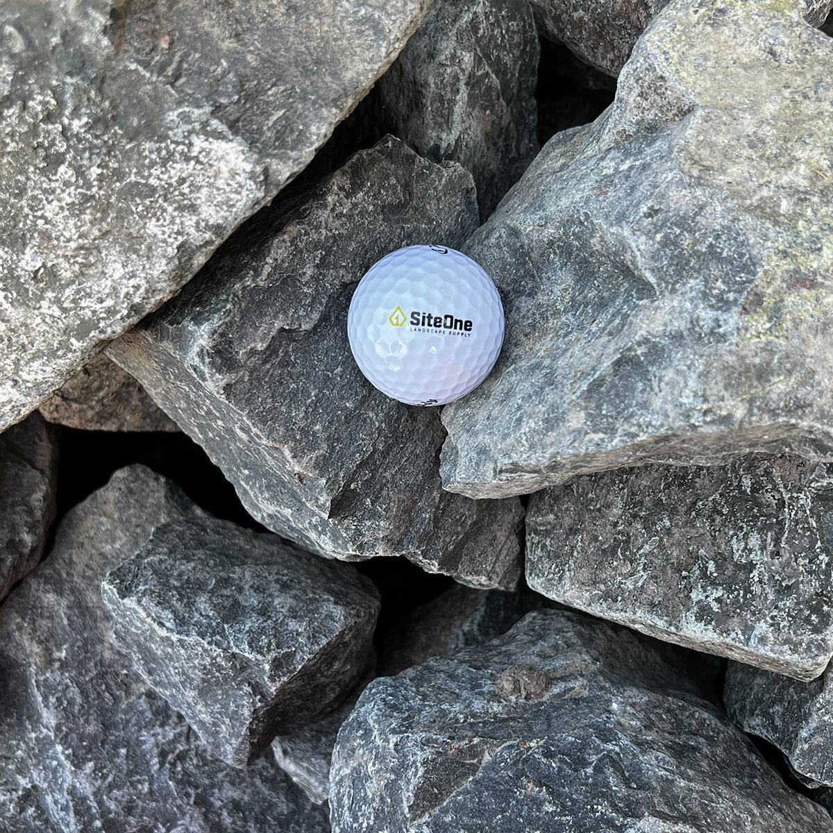 Bulk Trap Rock Rip Rap 6 - 15 in | SiteOne US