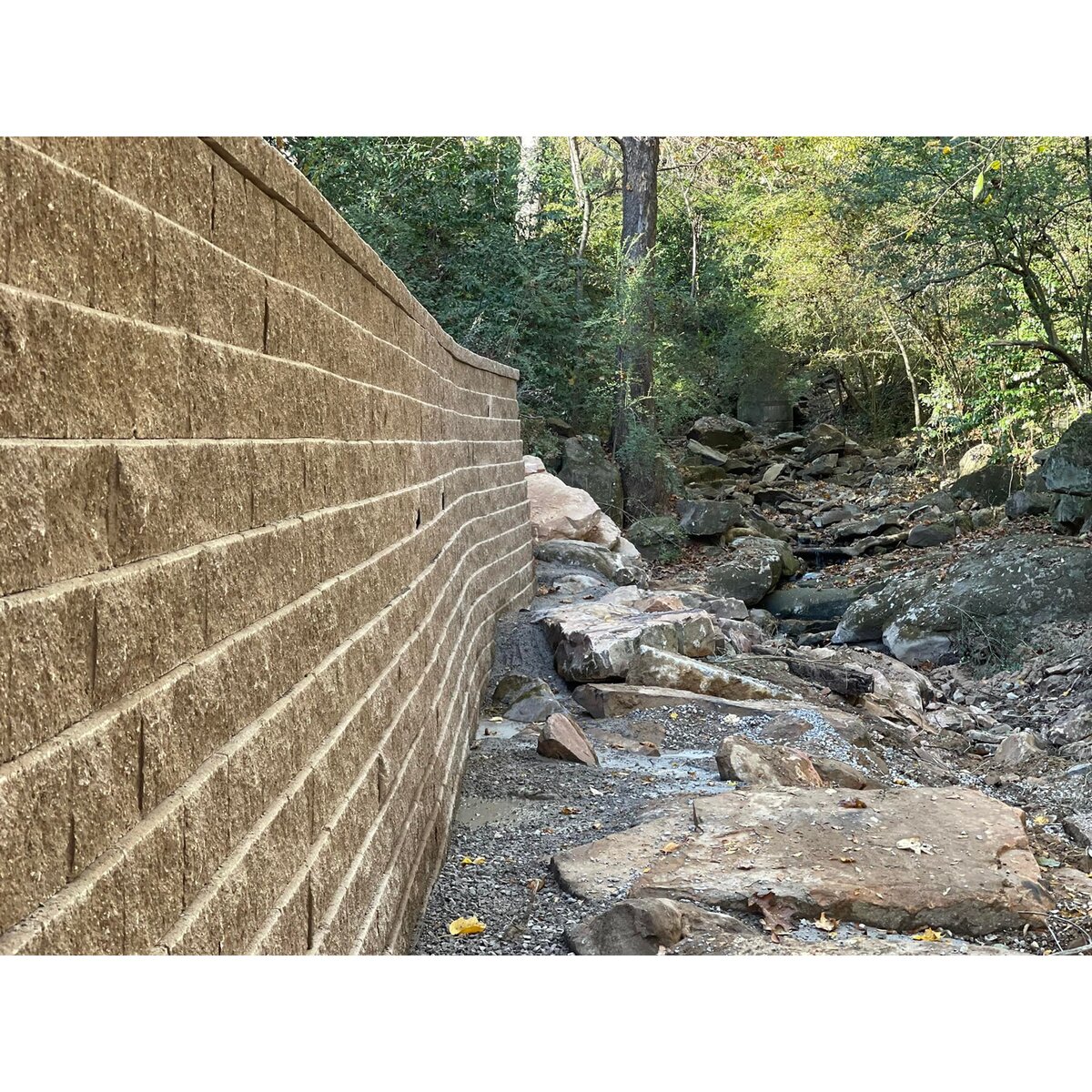 General Shale GeoStone G10 8 in. Square Foot Wall Standard Buff 8 in. x ...