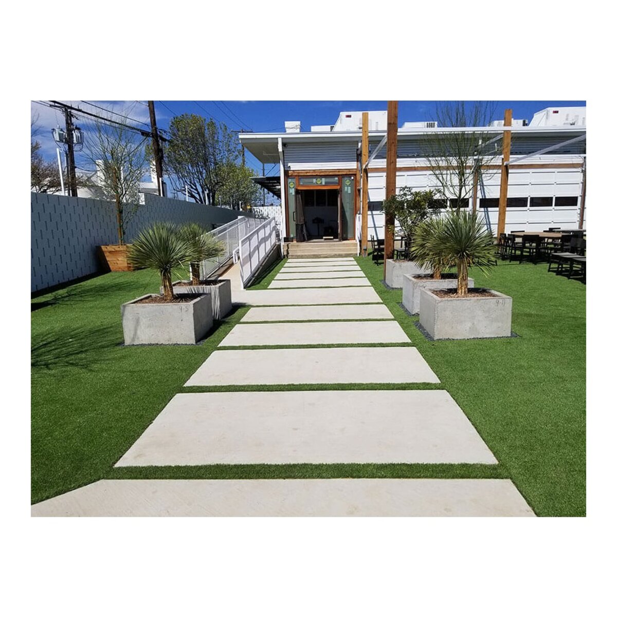 Square Concrete Planter 3 ft. x 3 ft. x 21 in | SiteOne US