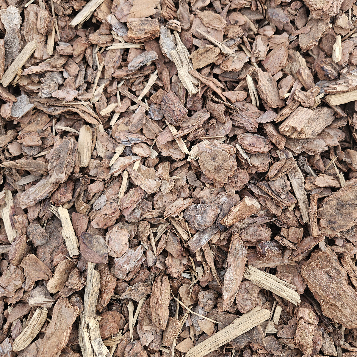 Small Bark Nugget Mulch Bulk (per cu. yd.) | SiteOne US