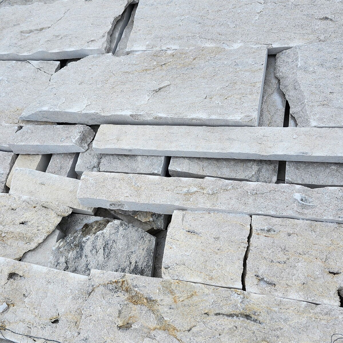 Sawn Thin Veneer Glacier Ridge Marble Dimensional 2.25/5/7.75 Flats ...