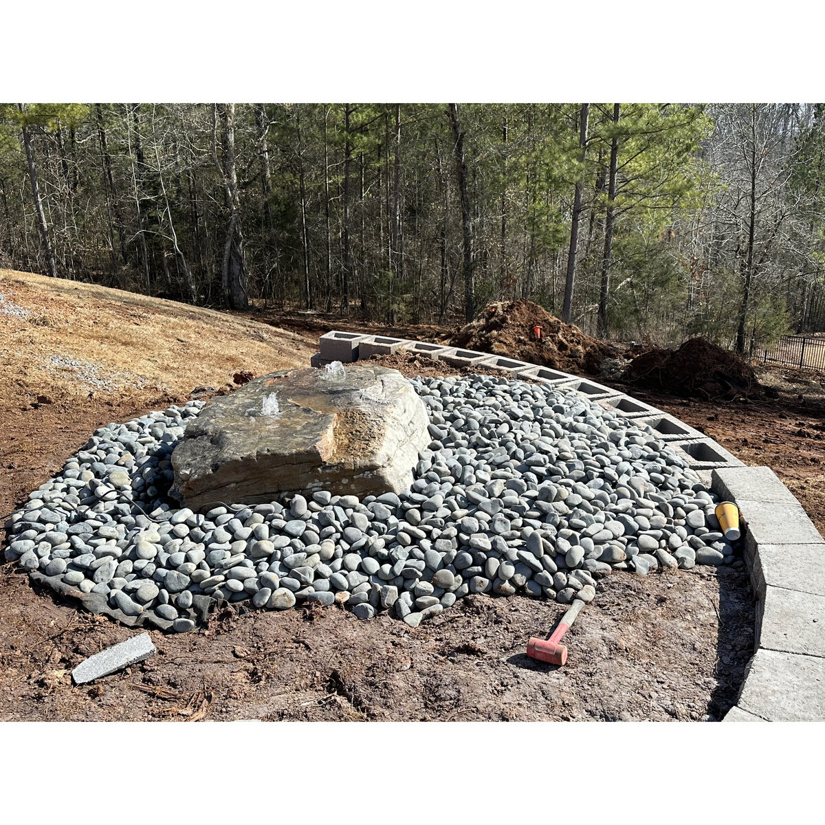 Tennessee Fieldstone Decorative Landscape Boulder | SiteOne US