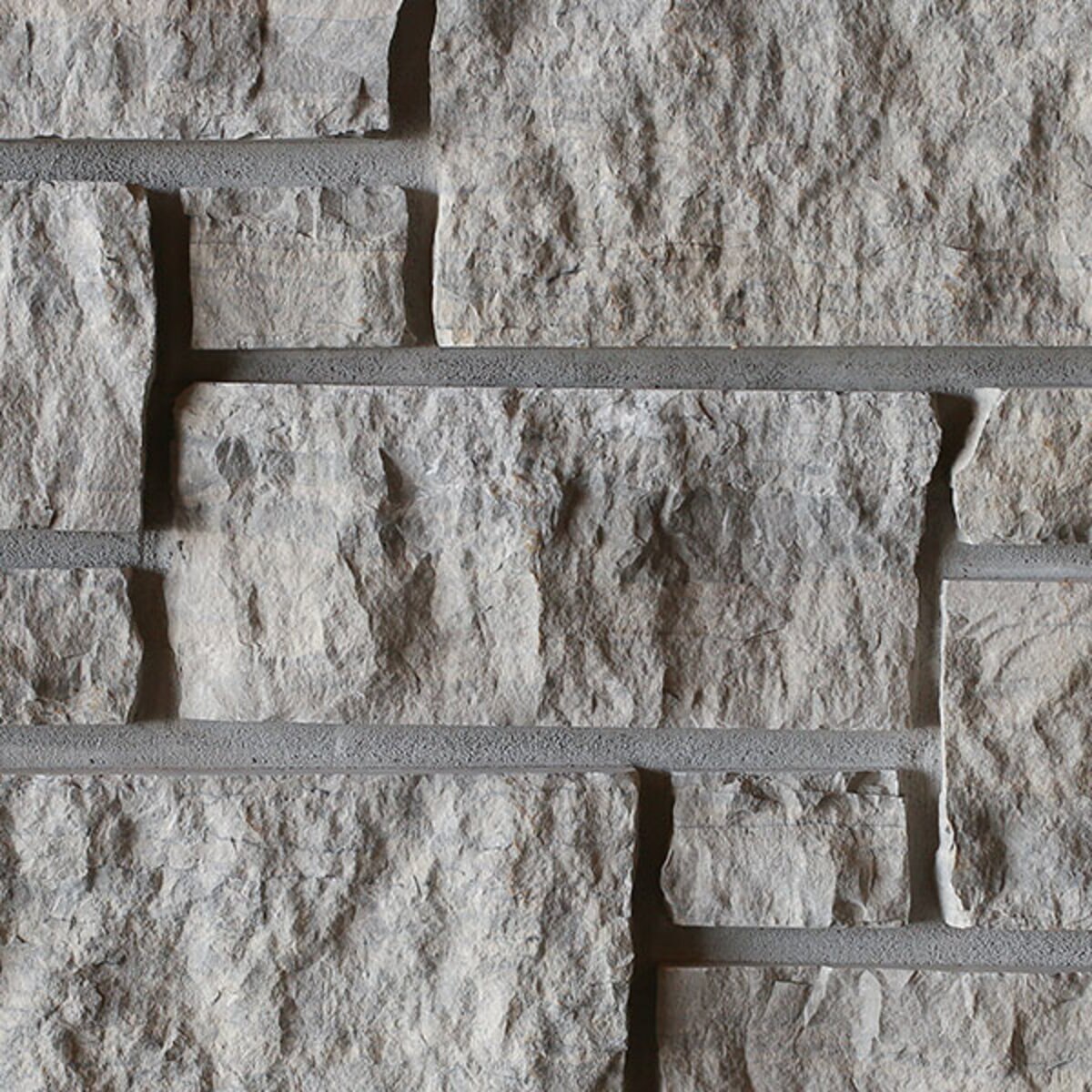 Step Brookhaven Limestone Sawn Top and Bottom 18 in. X 36 in. | SiteOne US