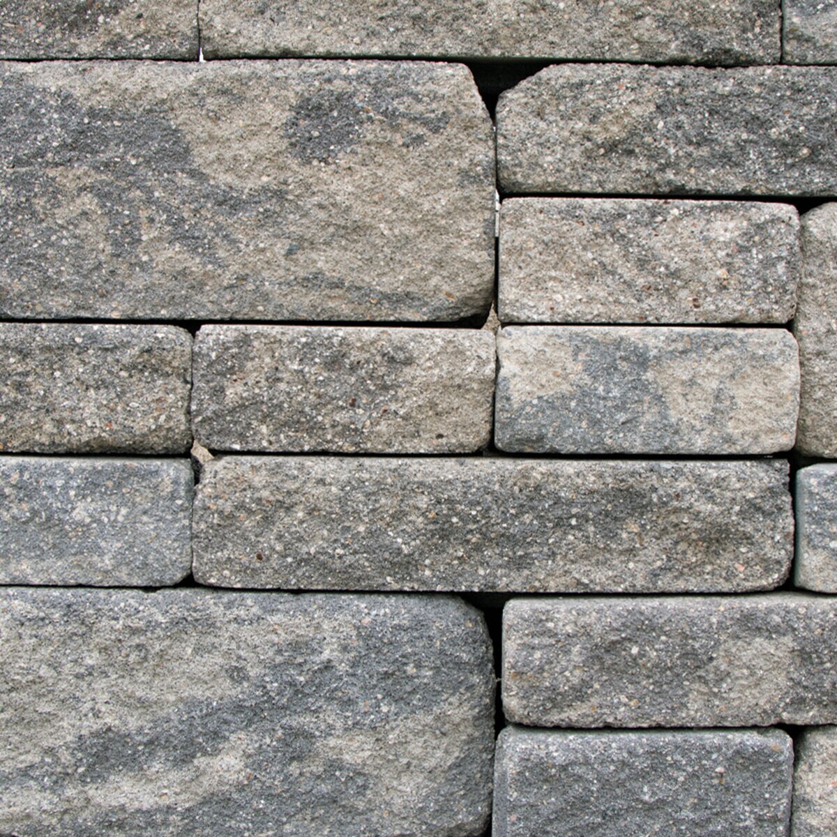 Orco AB Abbey Barcelona Wall Block Manor 4 in. x 18 in. x 10-1/2 in ...