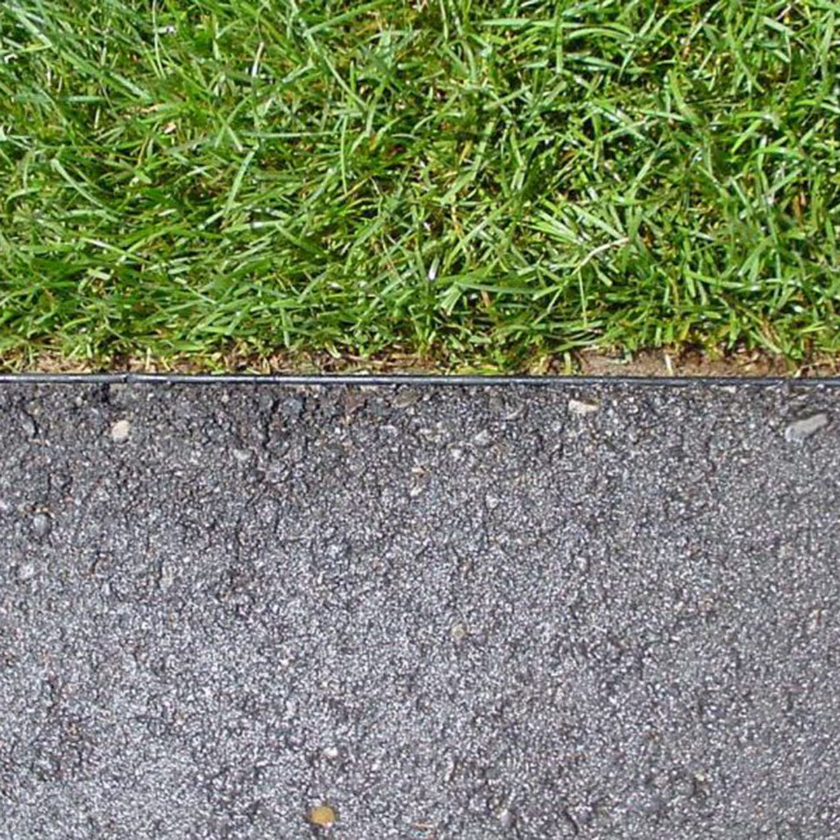 Permaloc AsphaltEdge Aluminium Edging Black Duraflex 4 | SiteOne