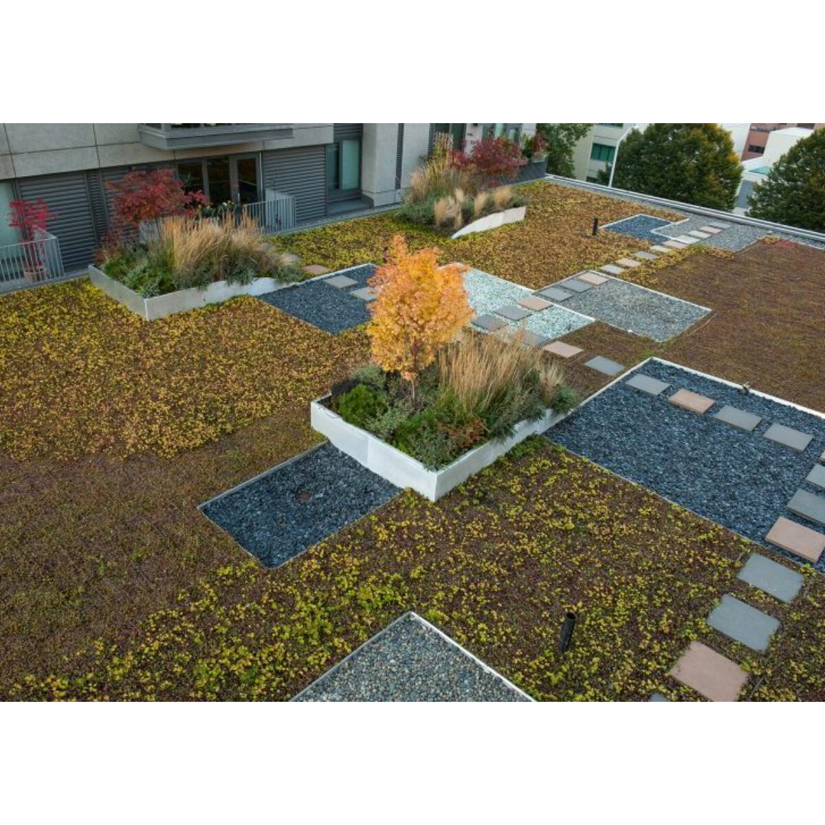 Permaloc GeoEdge Aluminum Edging Black 4 in. x 3.25 in. x 8 ft | SiteOne US