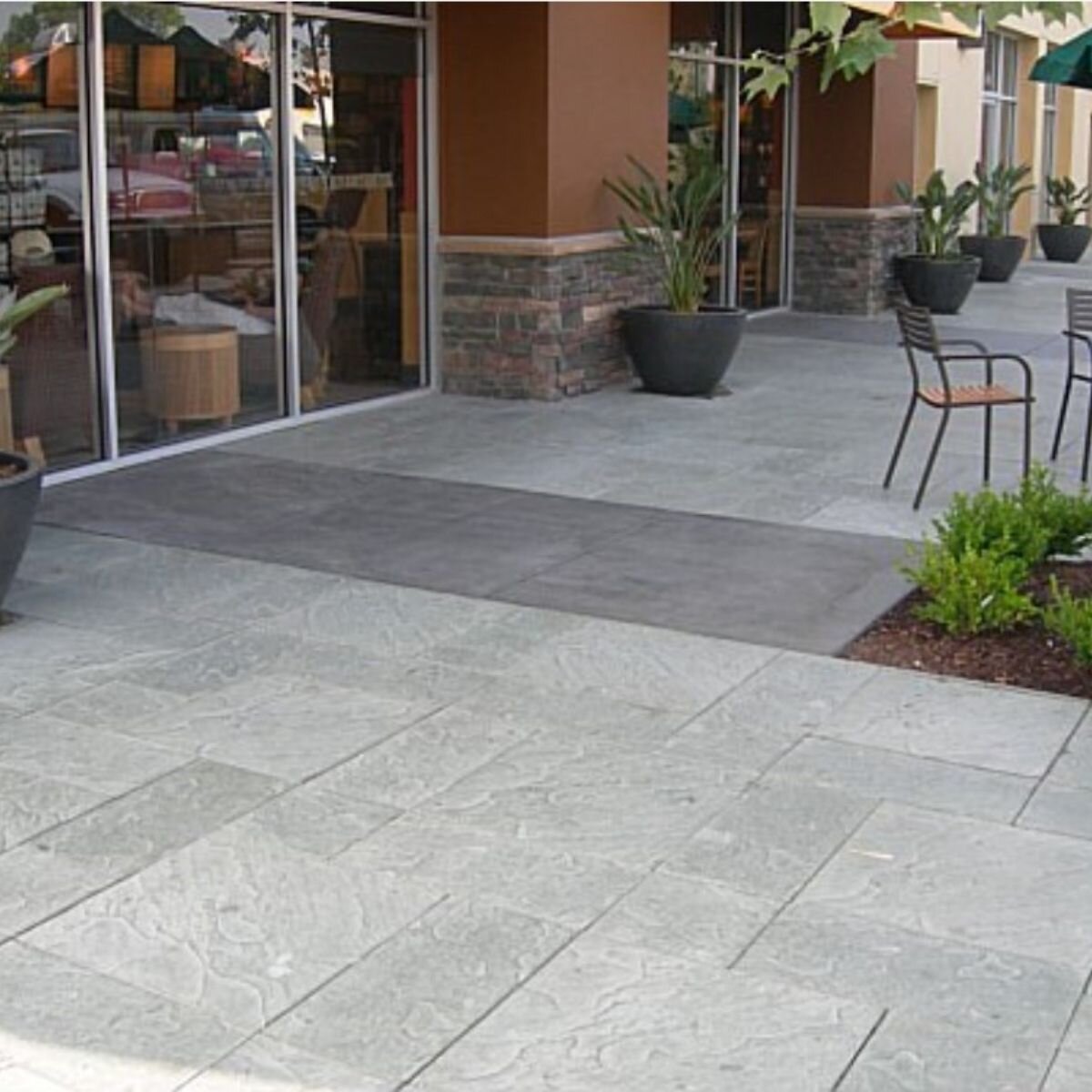 Stepstone Sonorastone Paver Sterling Gray 24 in. x 24 in | SiteOne US