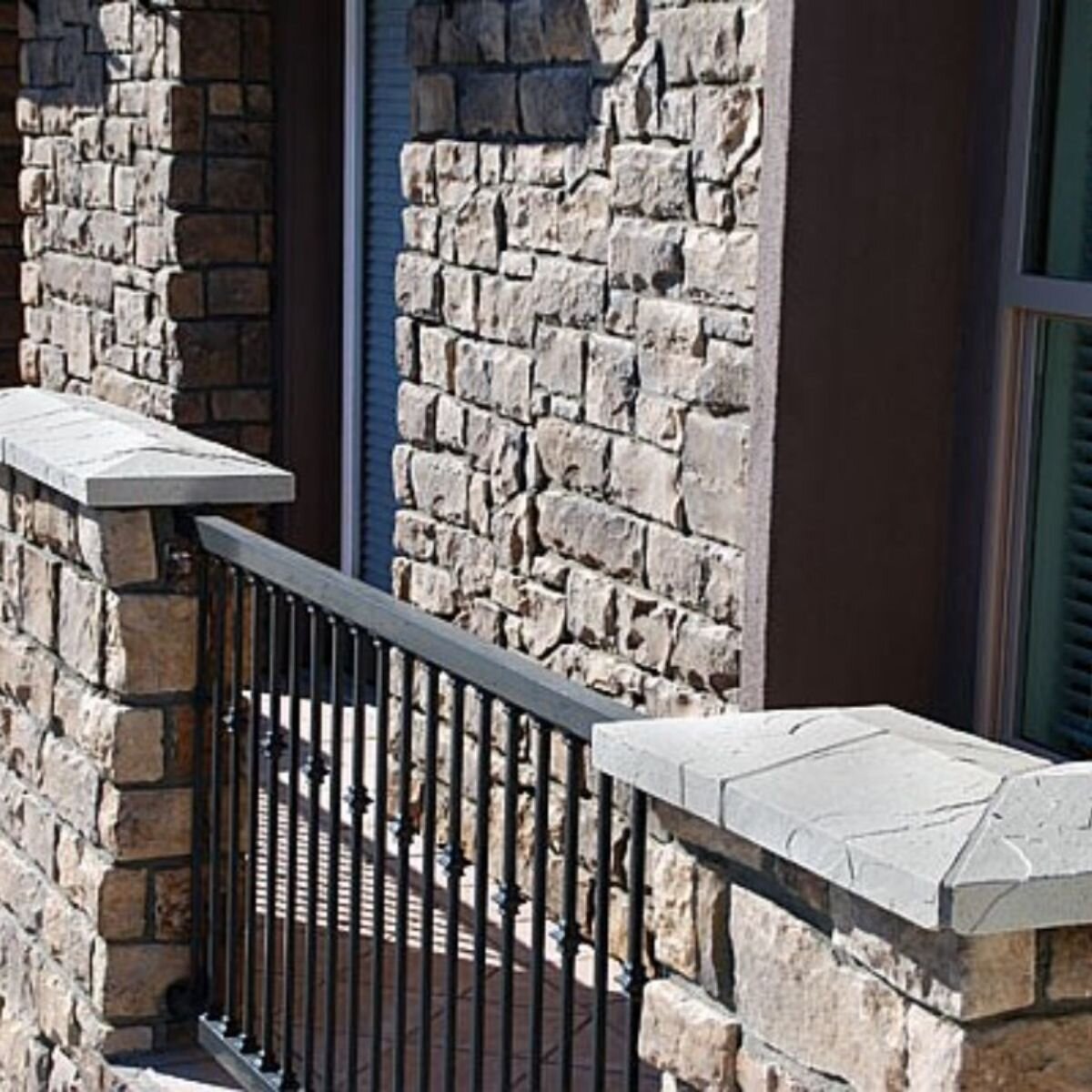 Stepstone Classic Pilaster Cap Flat Granada White 14 in. x 14 in ...