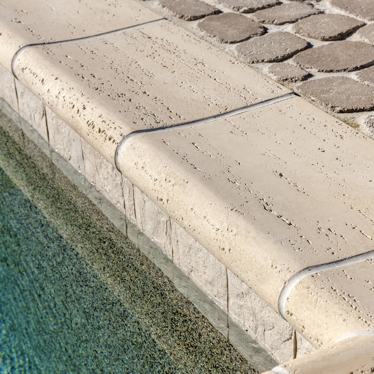 Techo-Bloc Travertina Raw Pool Coping Ivory (28 pc./pallet) | SiteOne US